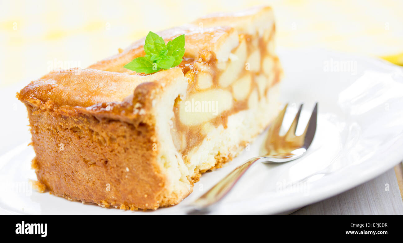 Apfeltorte hi-res stock photography and images - Alamy