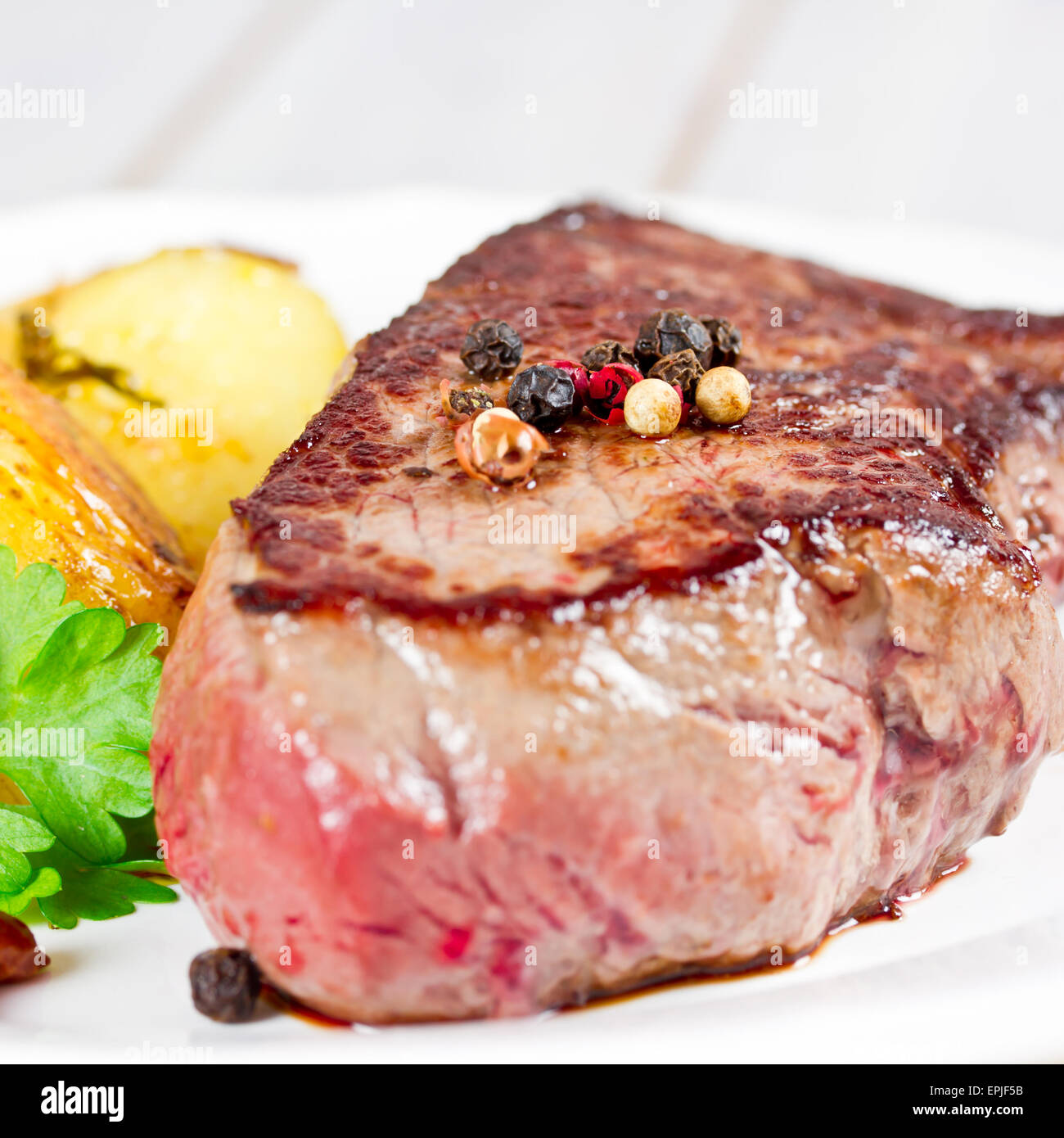 Steak angerichtet hi-res stock photography and images - Alamy