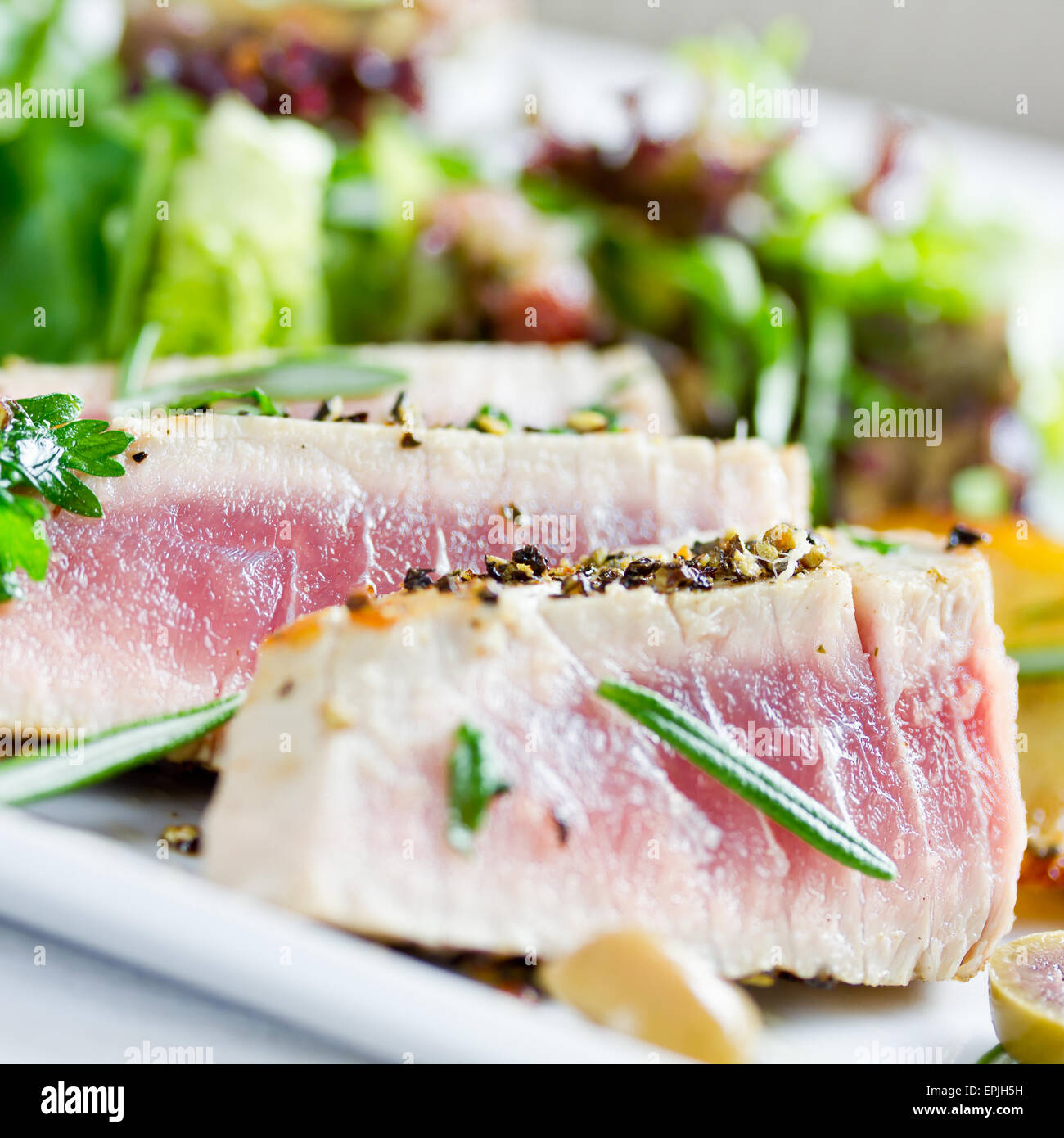 Tuna filets hi-res stock photography and images - Alamy