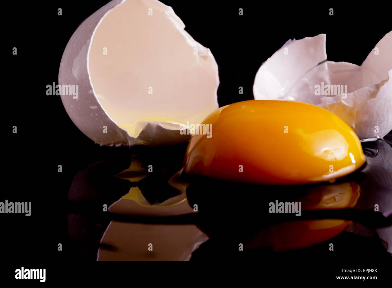 Cracked egg no shell hi-res stock photography and images - Alamy