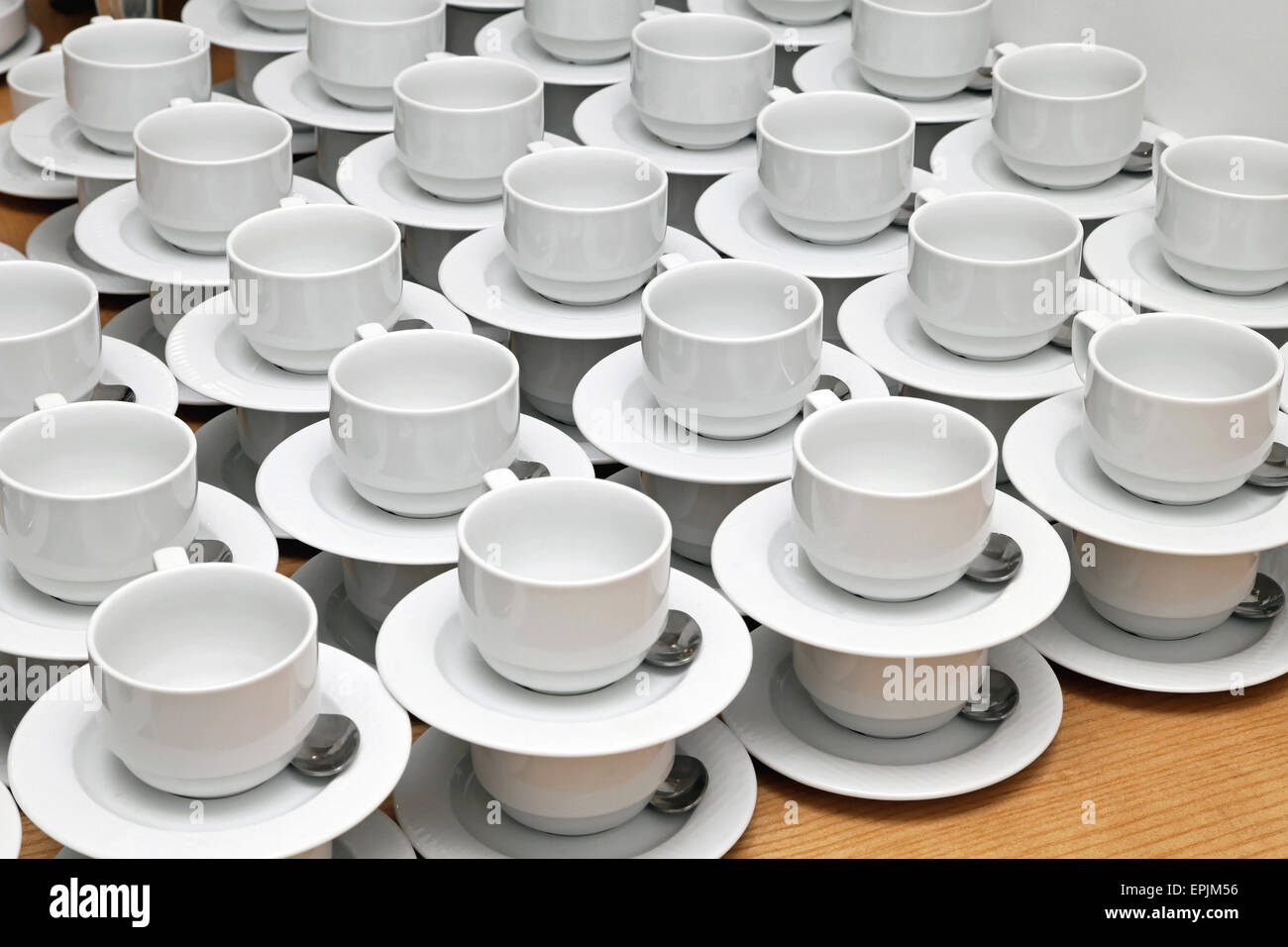 Clean tea cups hi-res stock photography and images - Alamy