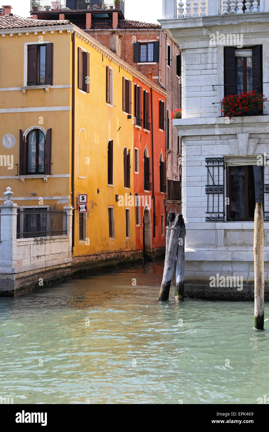 Ancient canals hi-res stock photography and images - Alamy