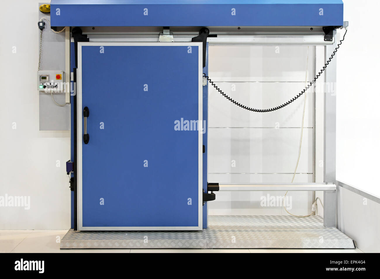 Reefer hi-res stock photography and images - Alamy