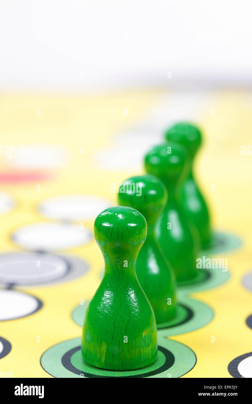 Brettspiel familie hi-res stock photography and images - Alamy