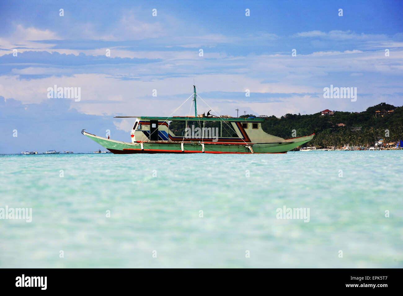 Philippine traditional fishing boat hi-res stock photography and images ...