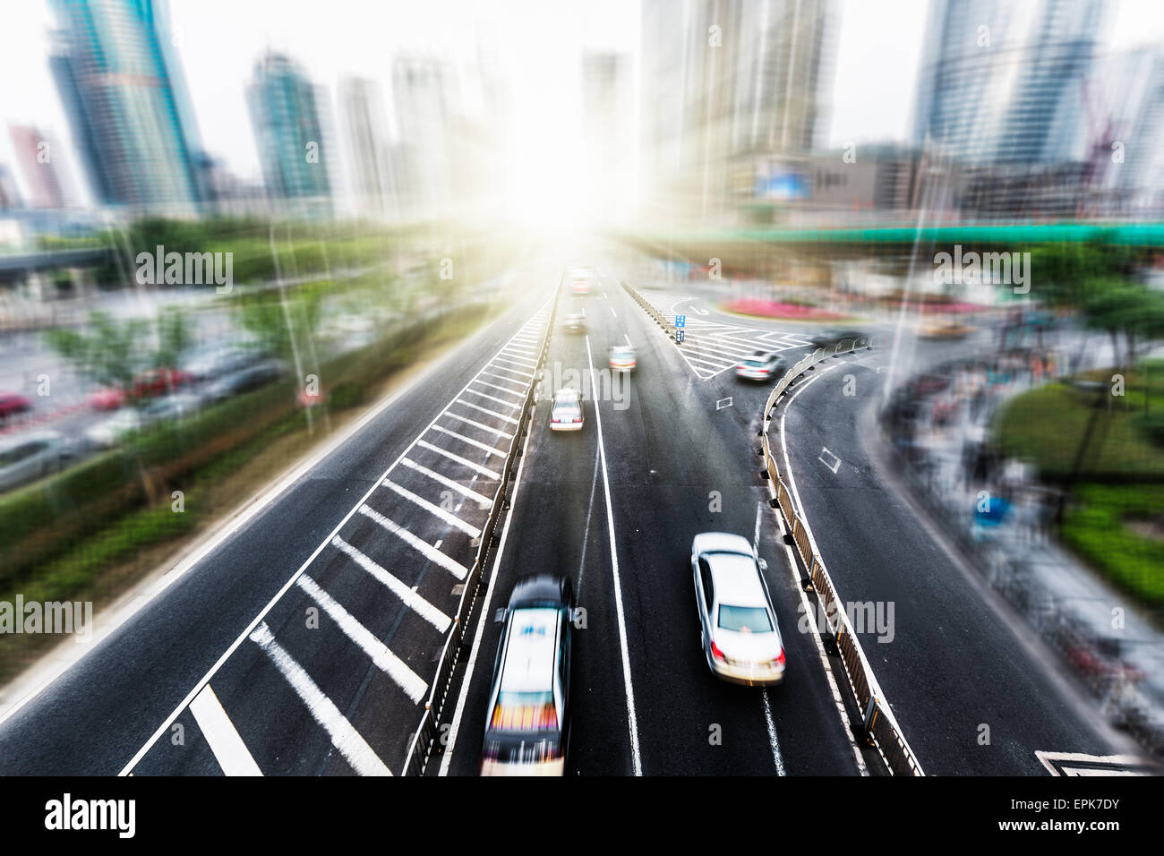 Dark city scape hi-res stock photography and images - Alamy
