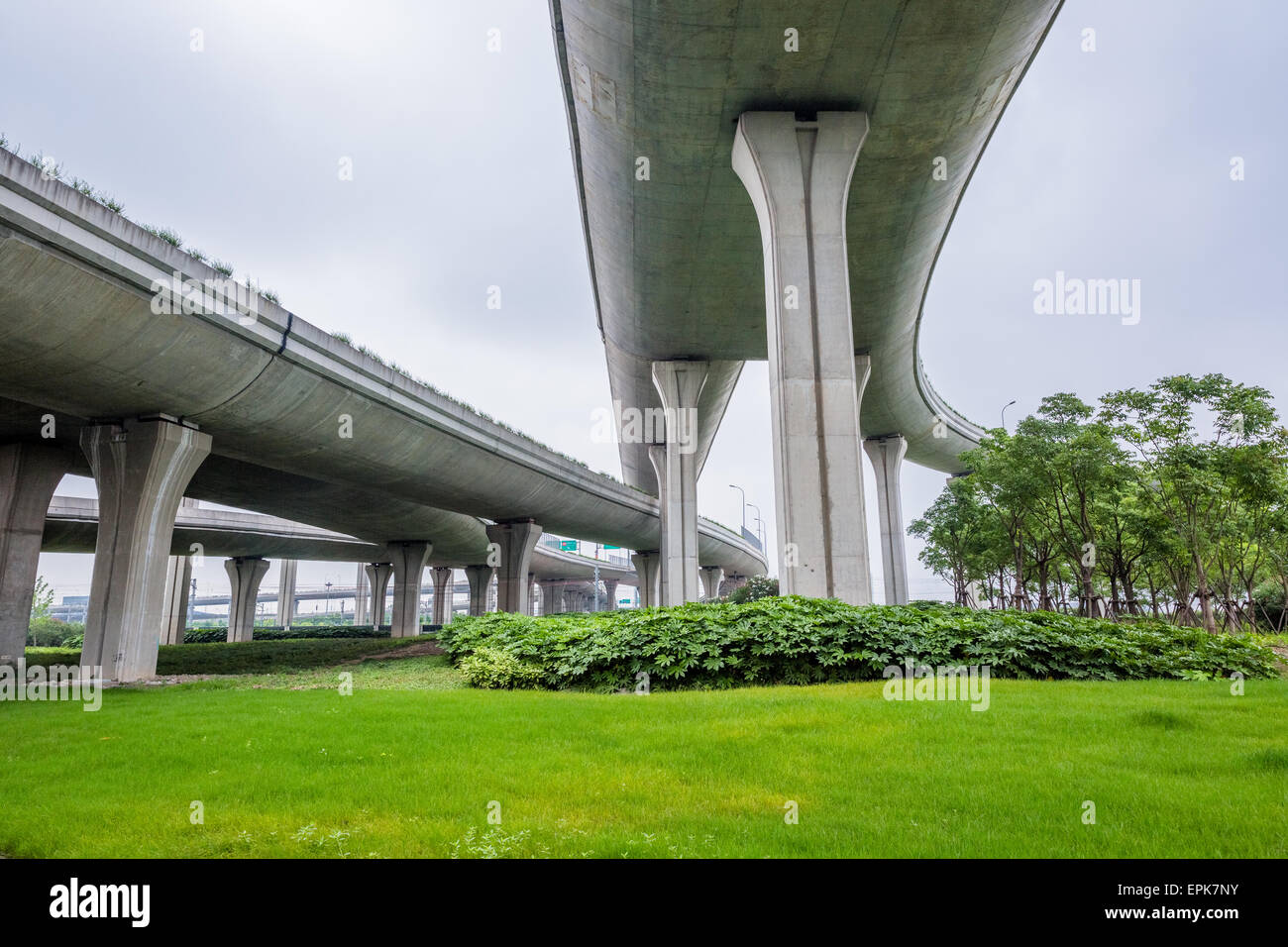 Structural design bridge hi-res stock photography and images - Alamy