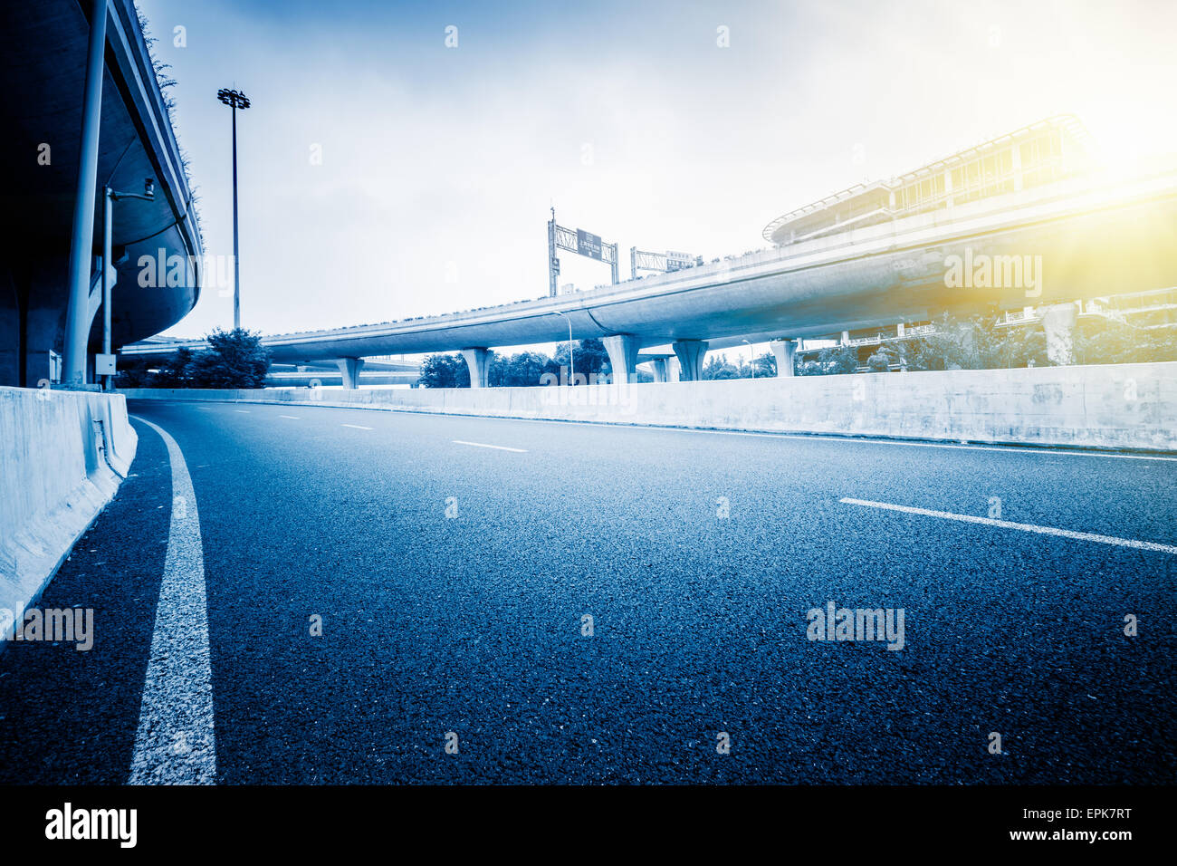Empty freeway overpass hi-res stock photography and images - Alamy