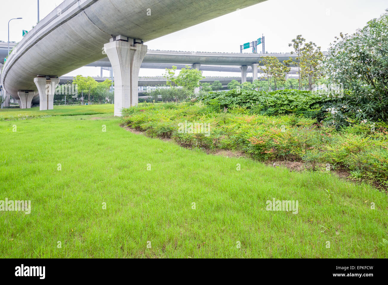 Bridge construction details hi-res stock photography and images - Alamy