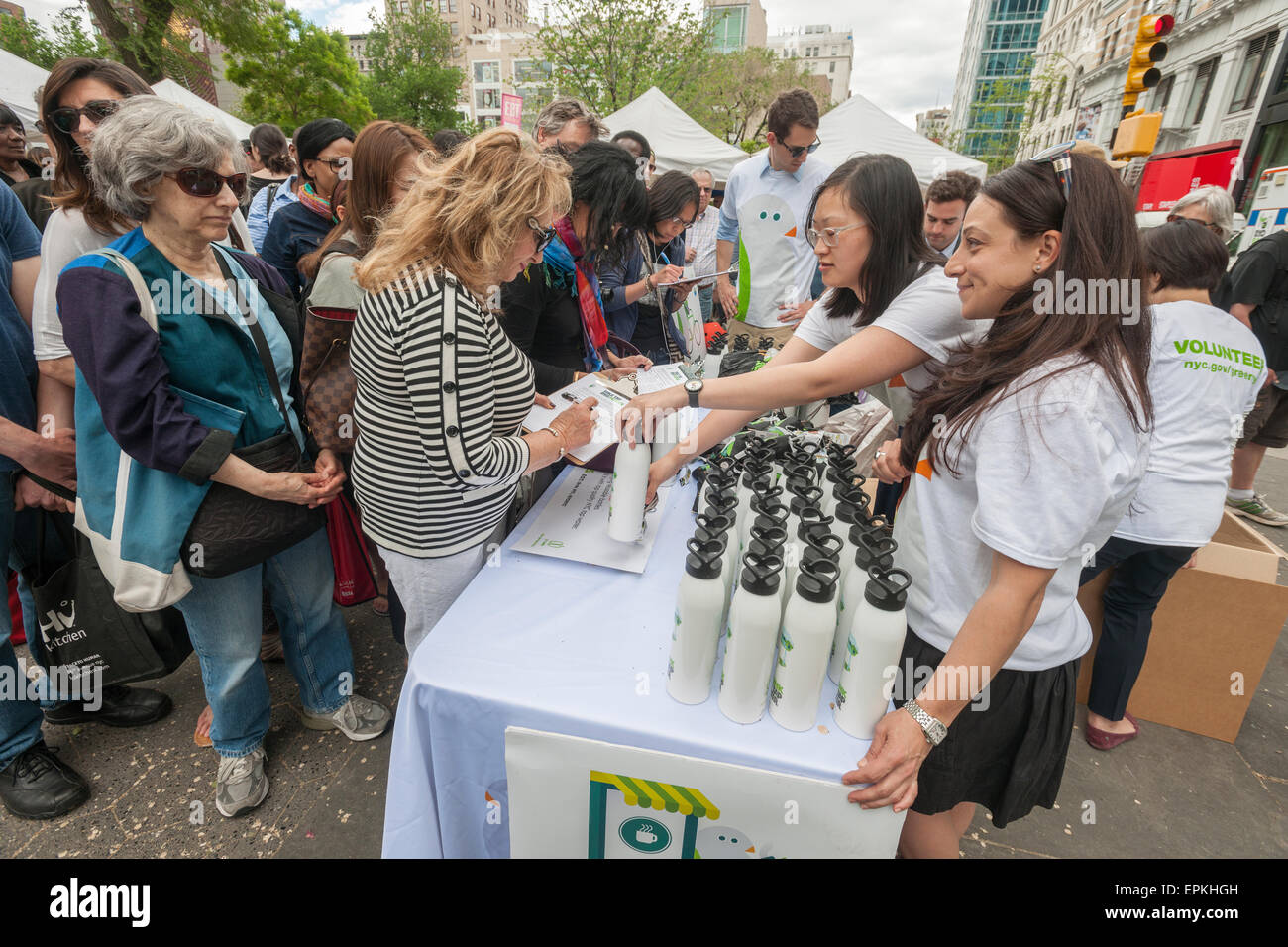 Reusable Water Bottles High Resolution Stock Photography and Images - Alamy
