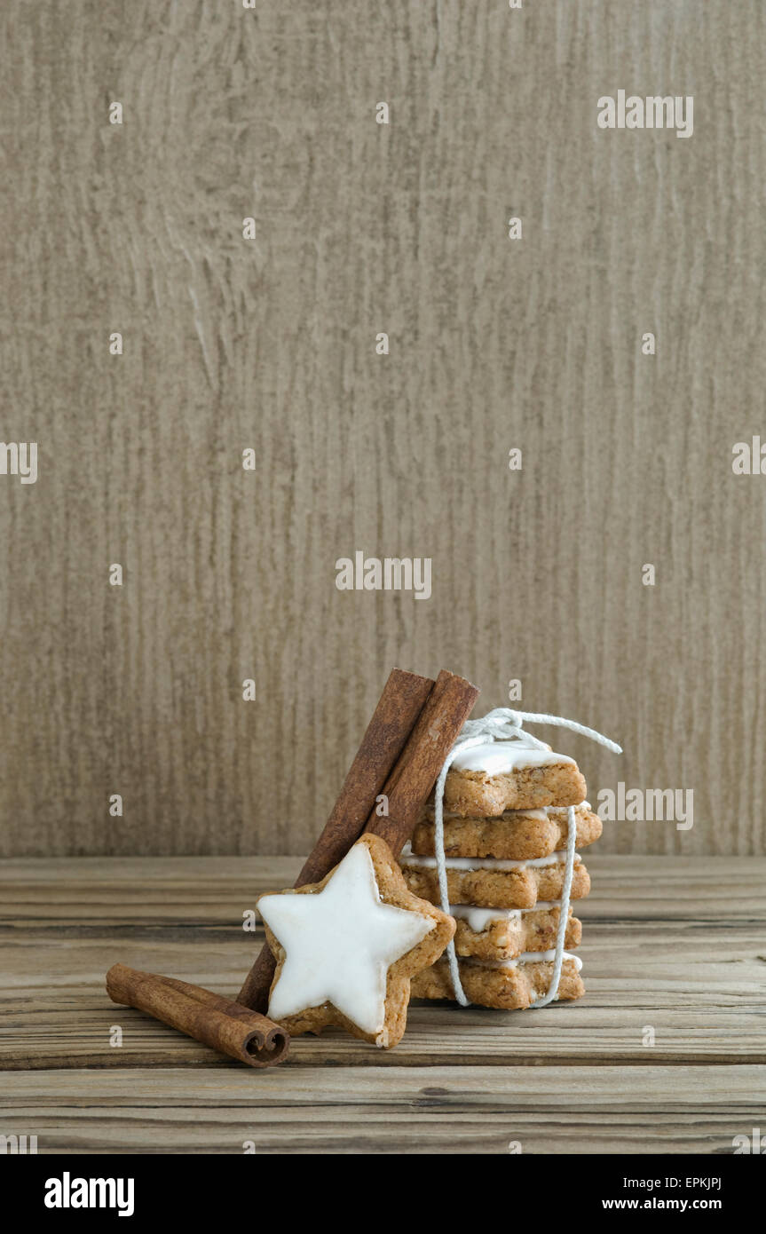 Stack of sticks hi-res stock photography and images - Alamy