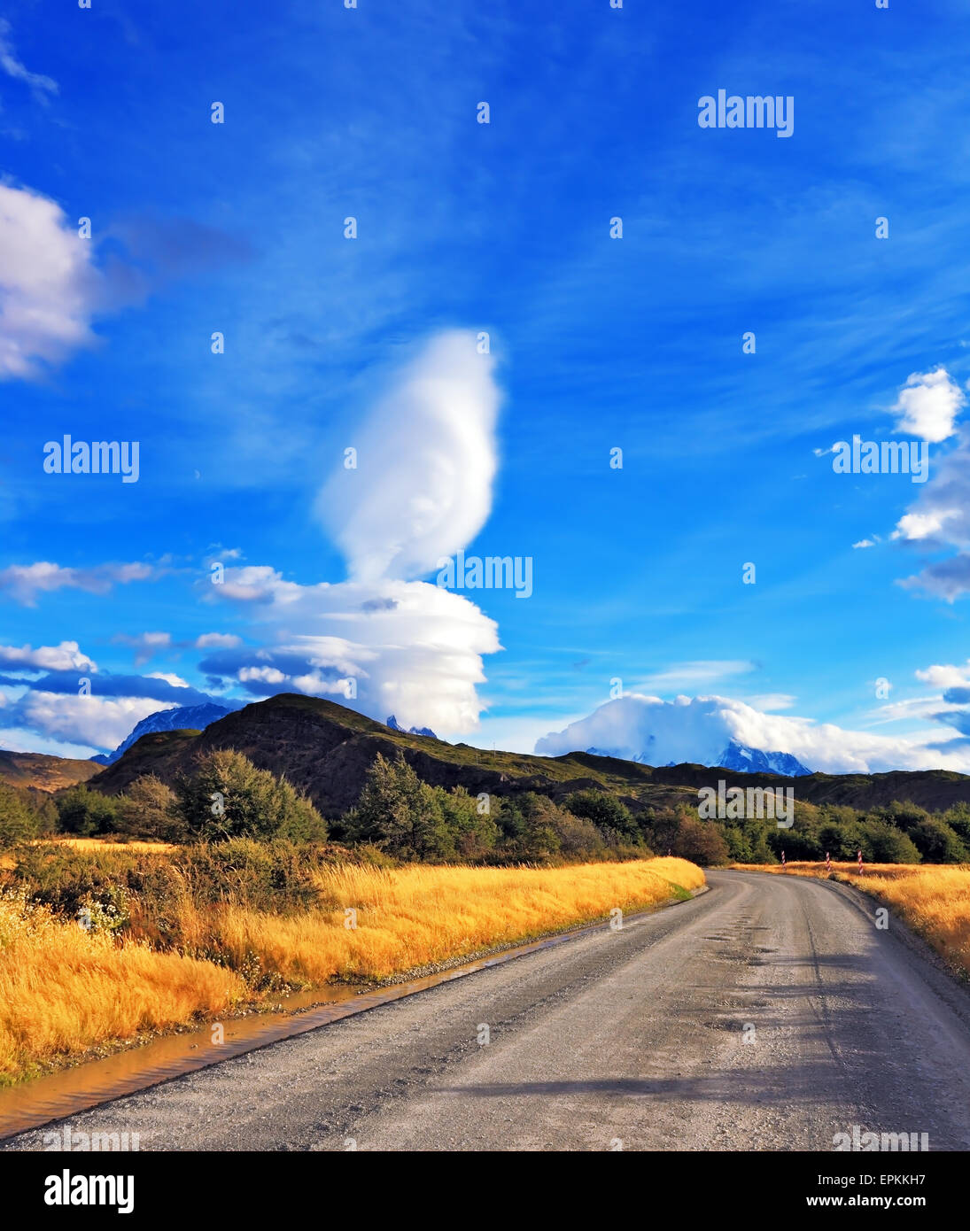 The impressive cloud over Patagonia Stock Photo - Alamy