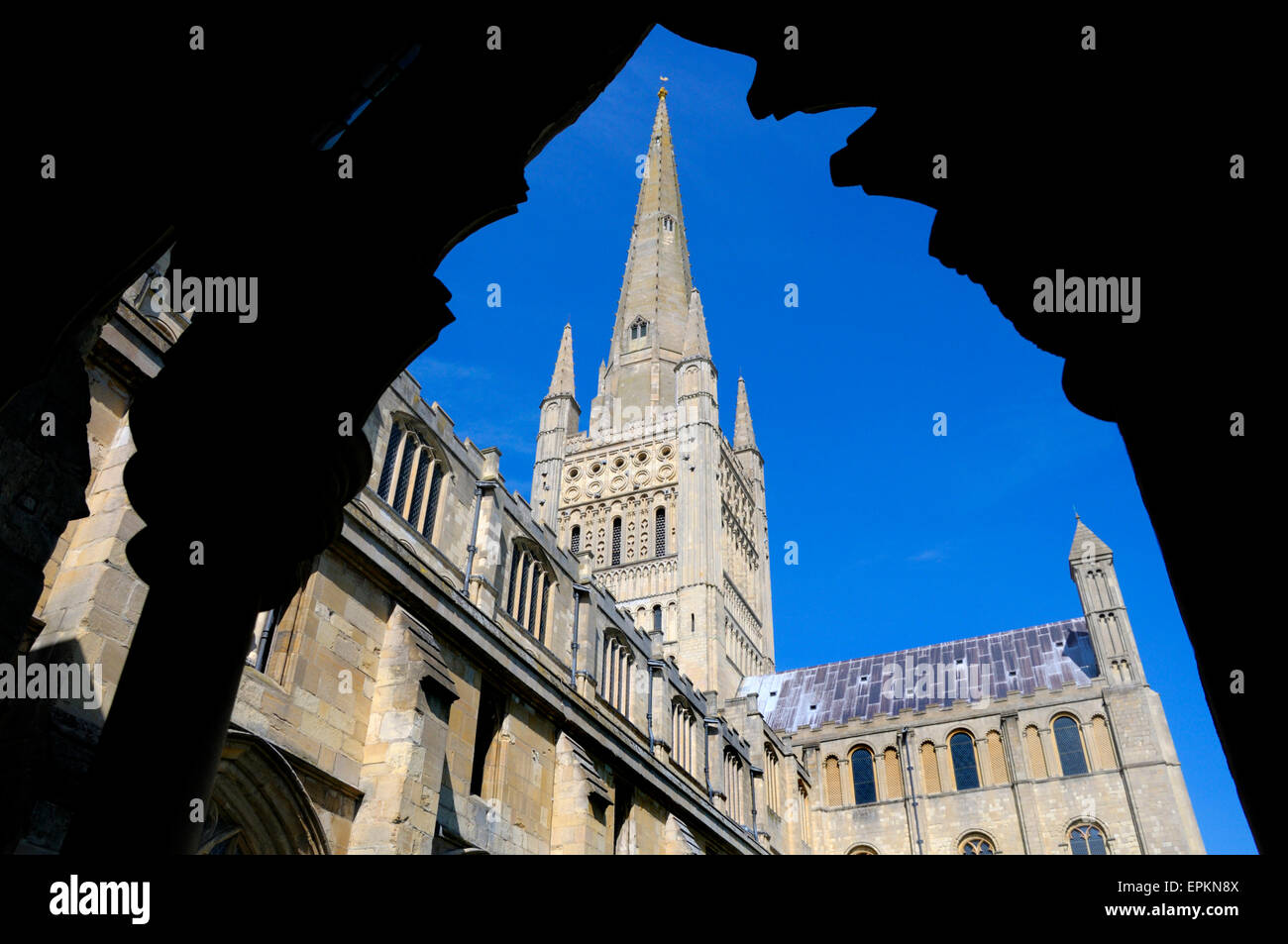 The great cloisters hi-res stock photography and images - Alamy