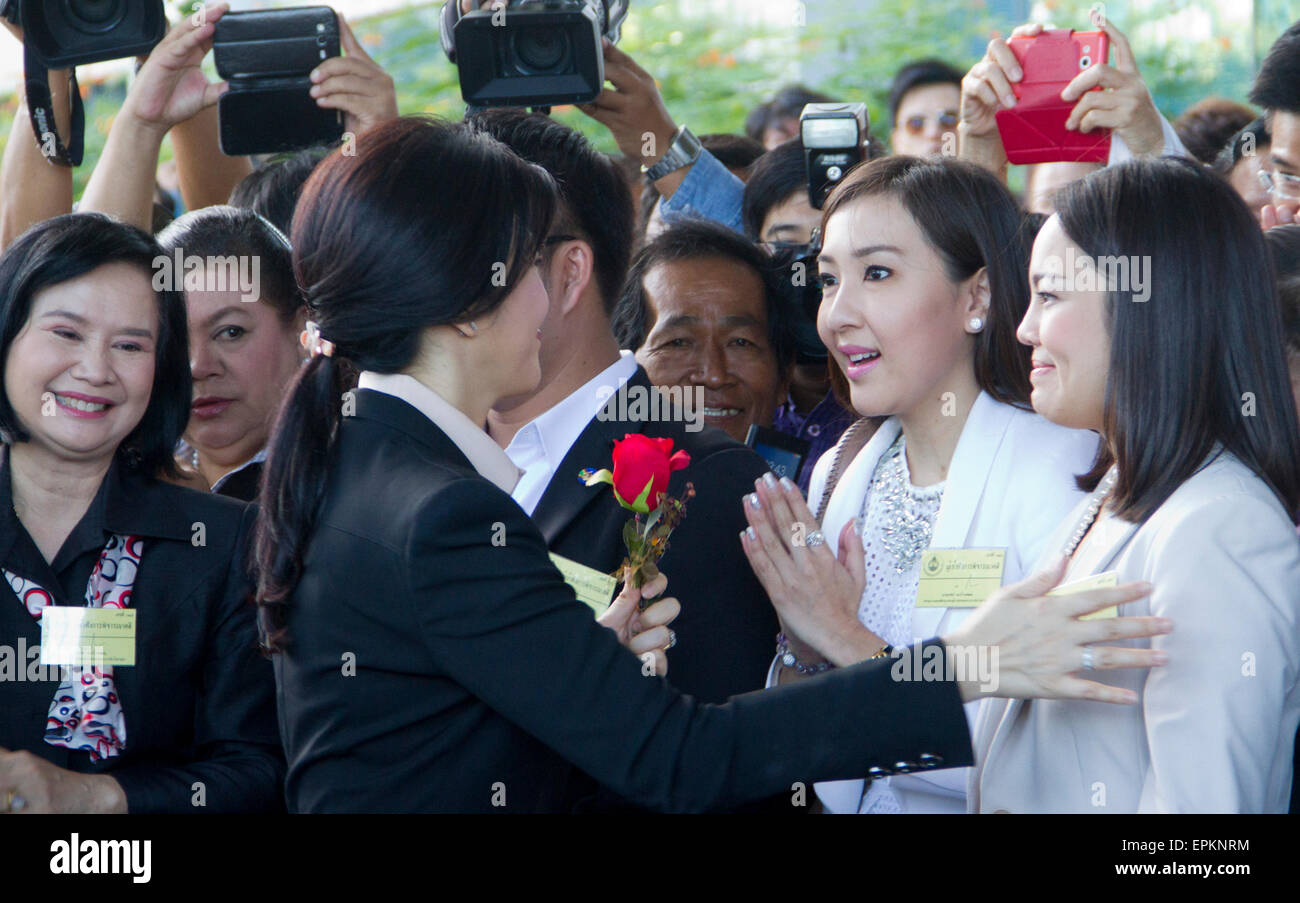 Yingluck shinawatra hi-res stock photography and images - Alamy