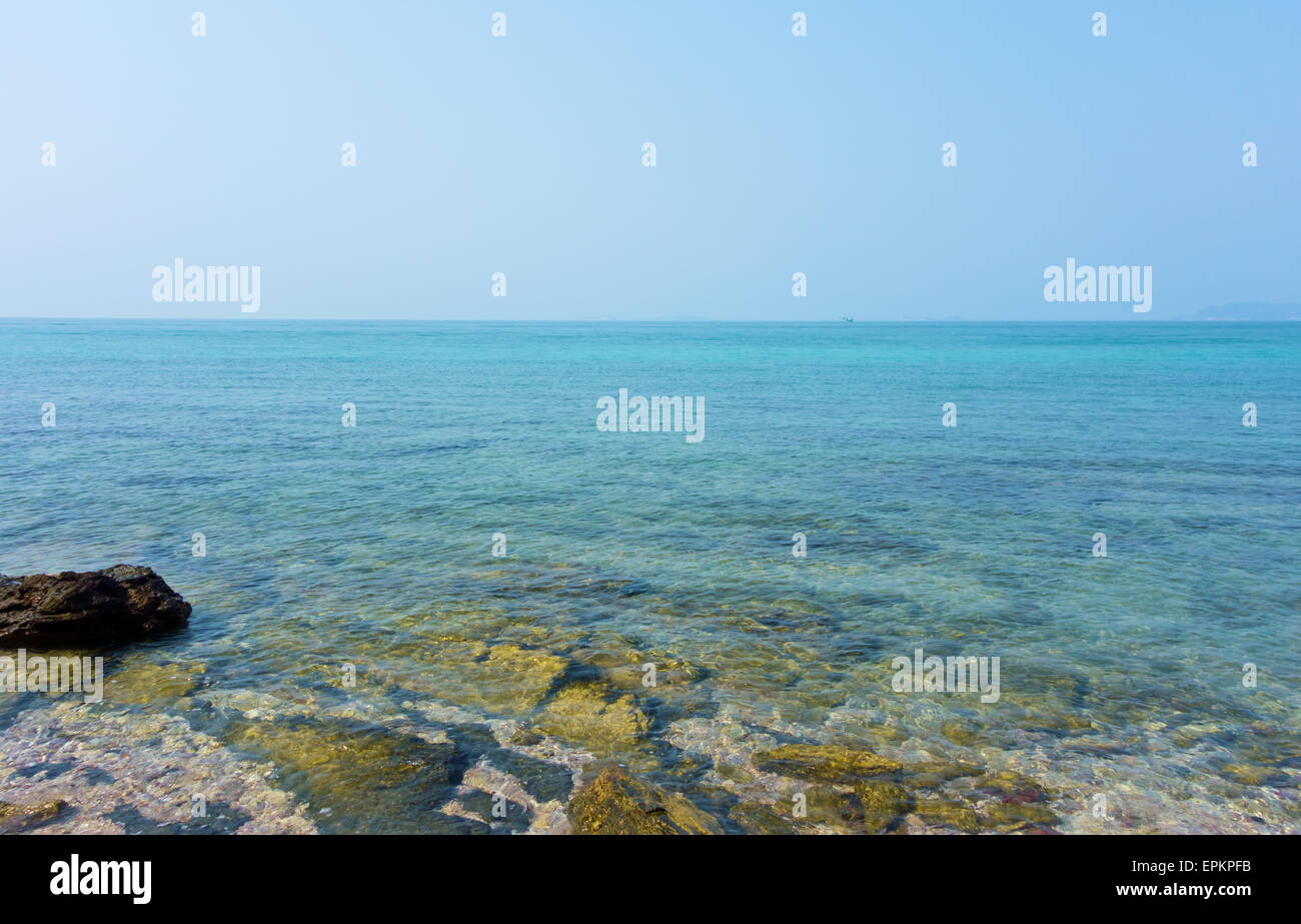 Rocky shore splashing sea water hi-res stock photography and images - Alamy