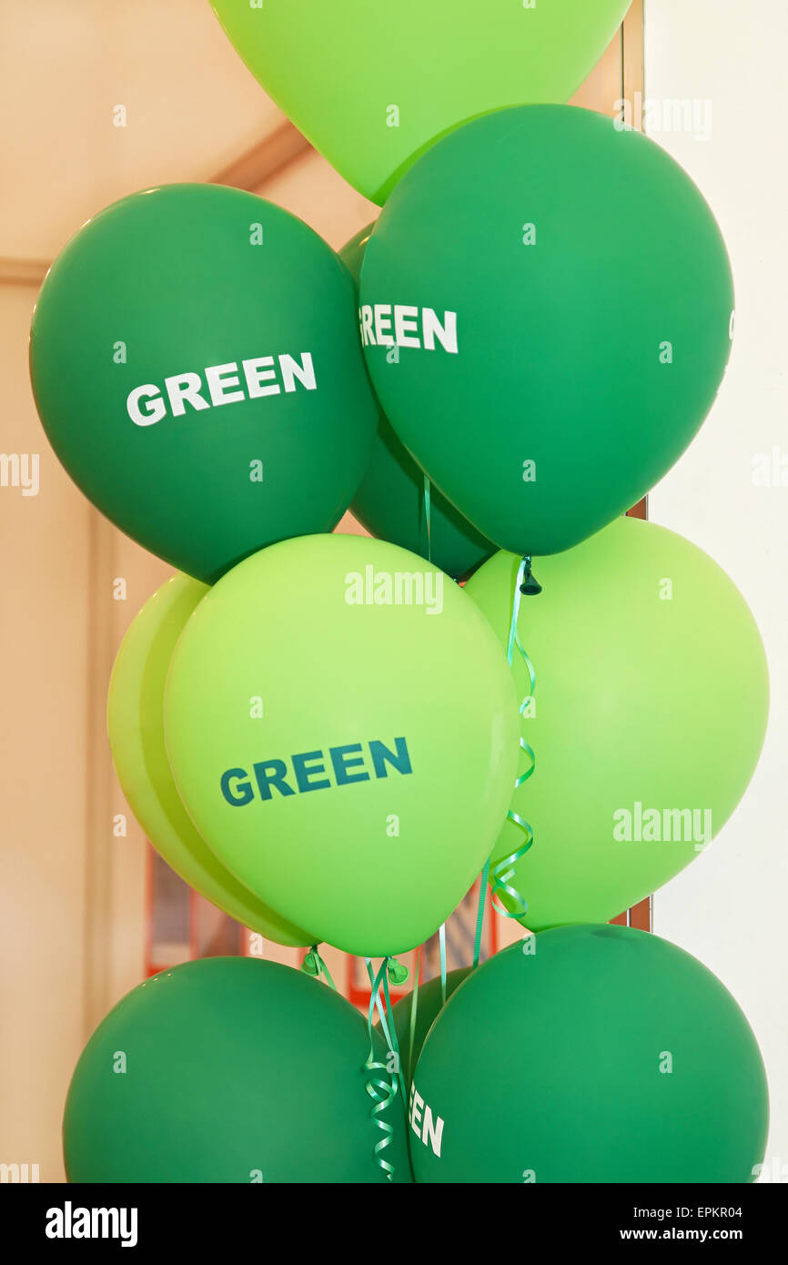 Green balloons hi-res stock photography and images - Alamy