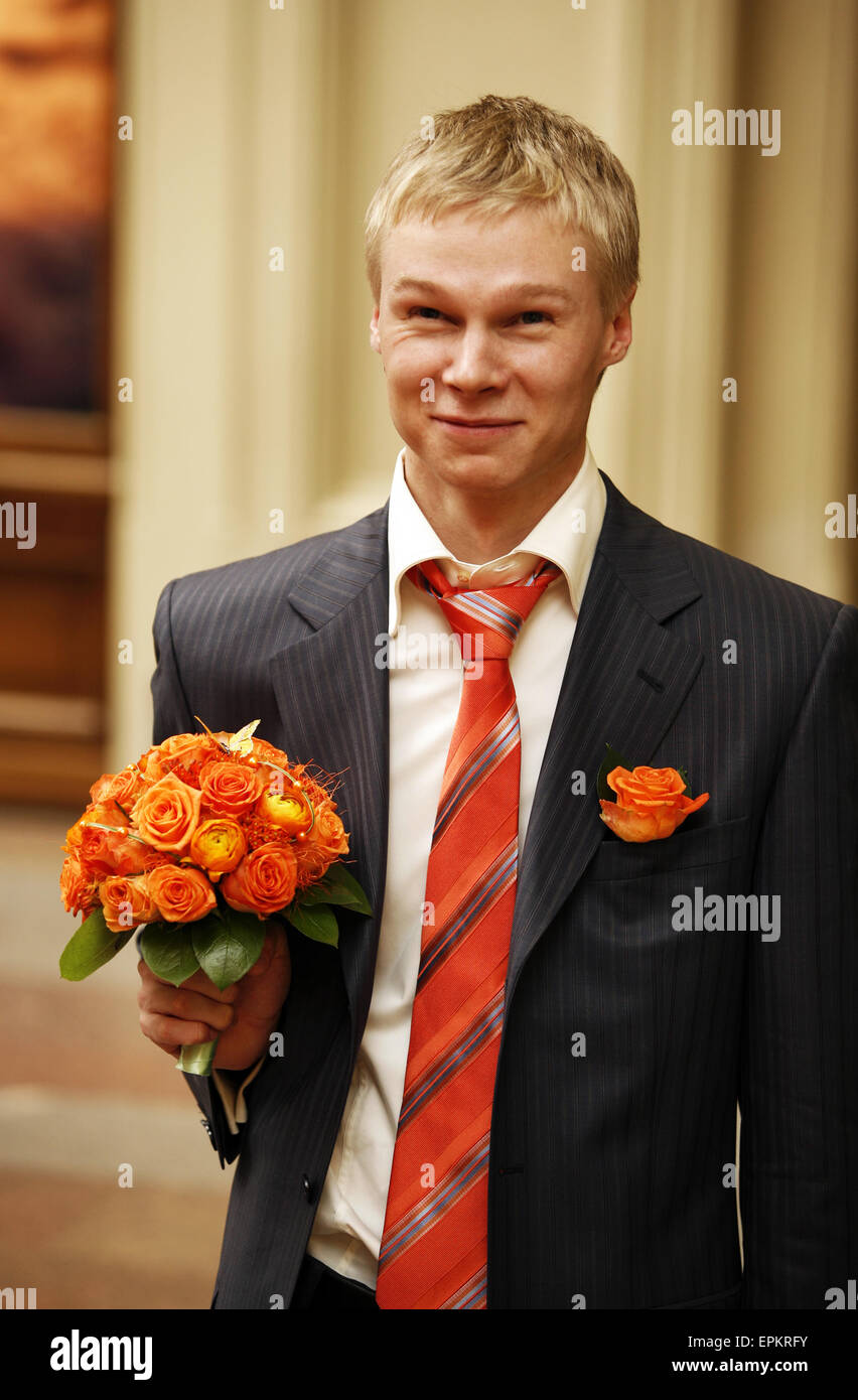 Wedding groom hand gesture hi-res stock photography and images - Alamy