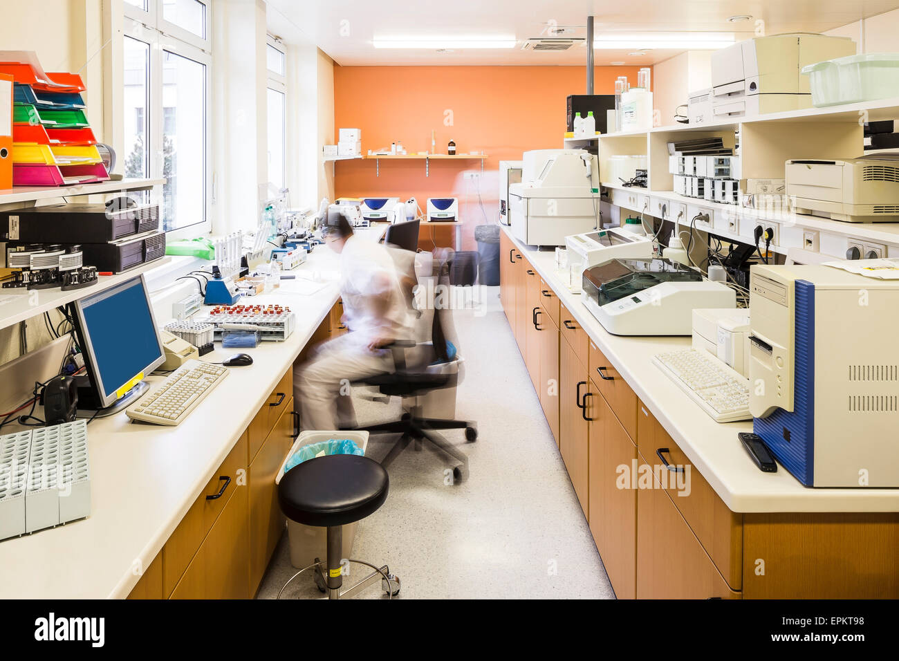 Serology laboratory hi-res stock photography and images - Alamy