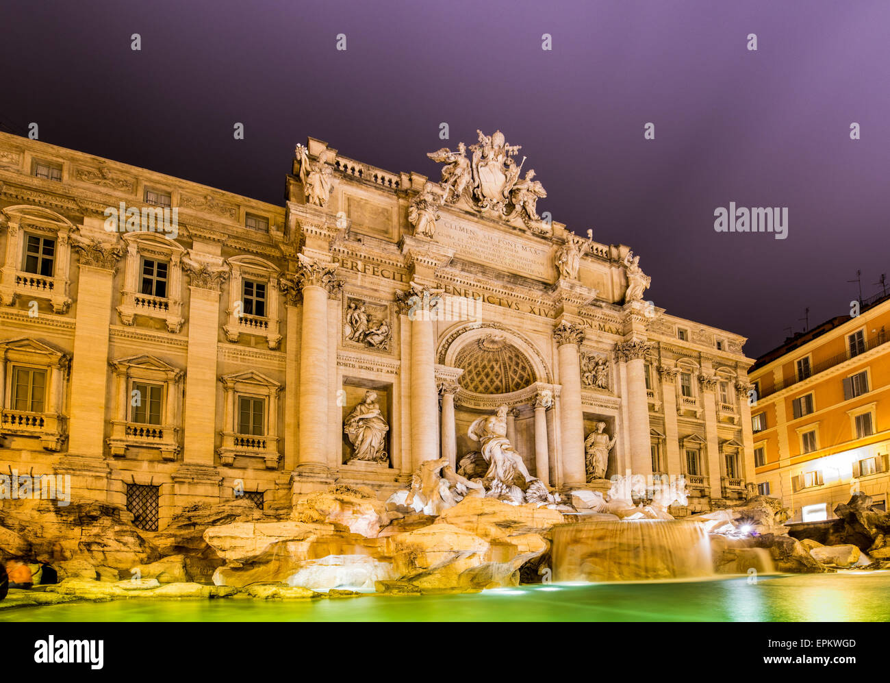 Sunset fontana di trevi in rome hi-res stock photography and images - Alamy