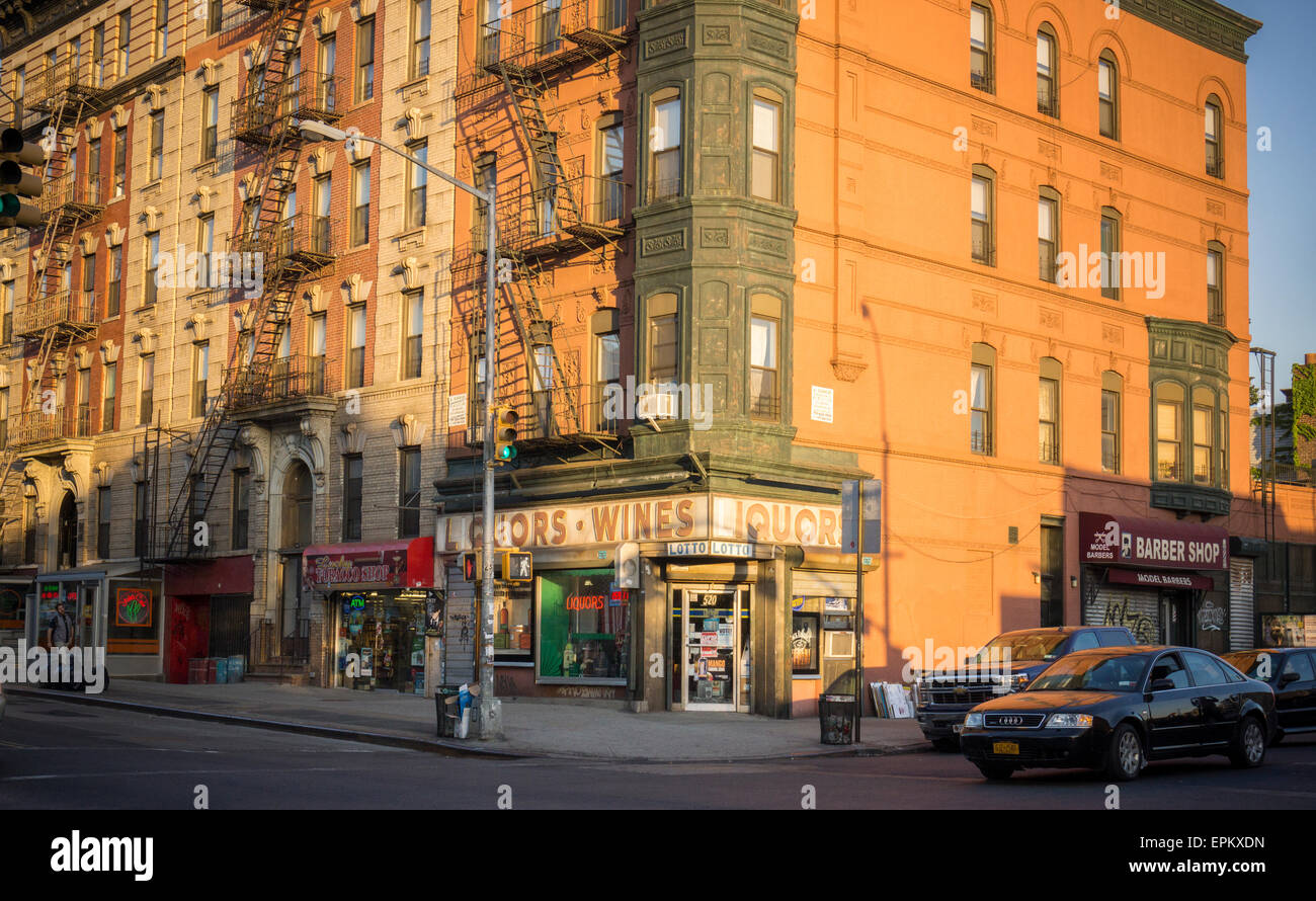 Corner liquor store in the Williamsburg neighborhood of Brooklyn in New ...