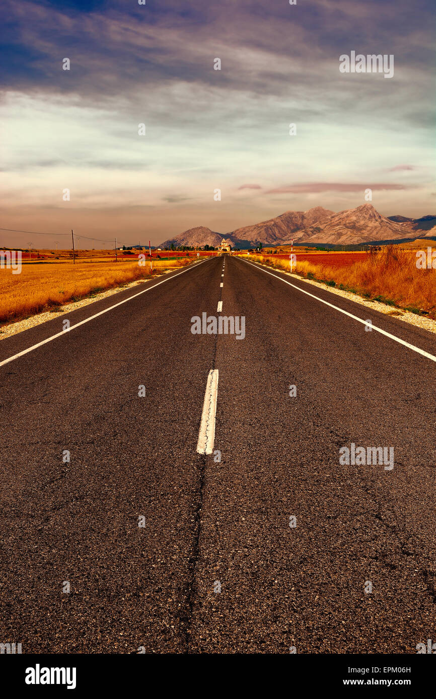 Empty straight road village hi-res stock photography and images - Alamy