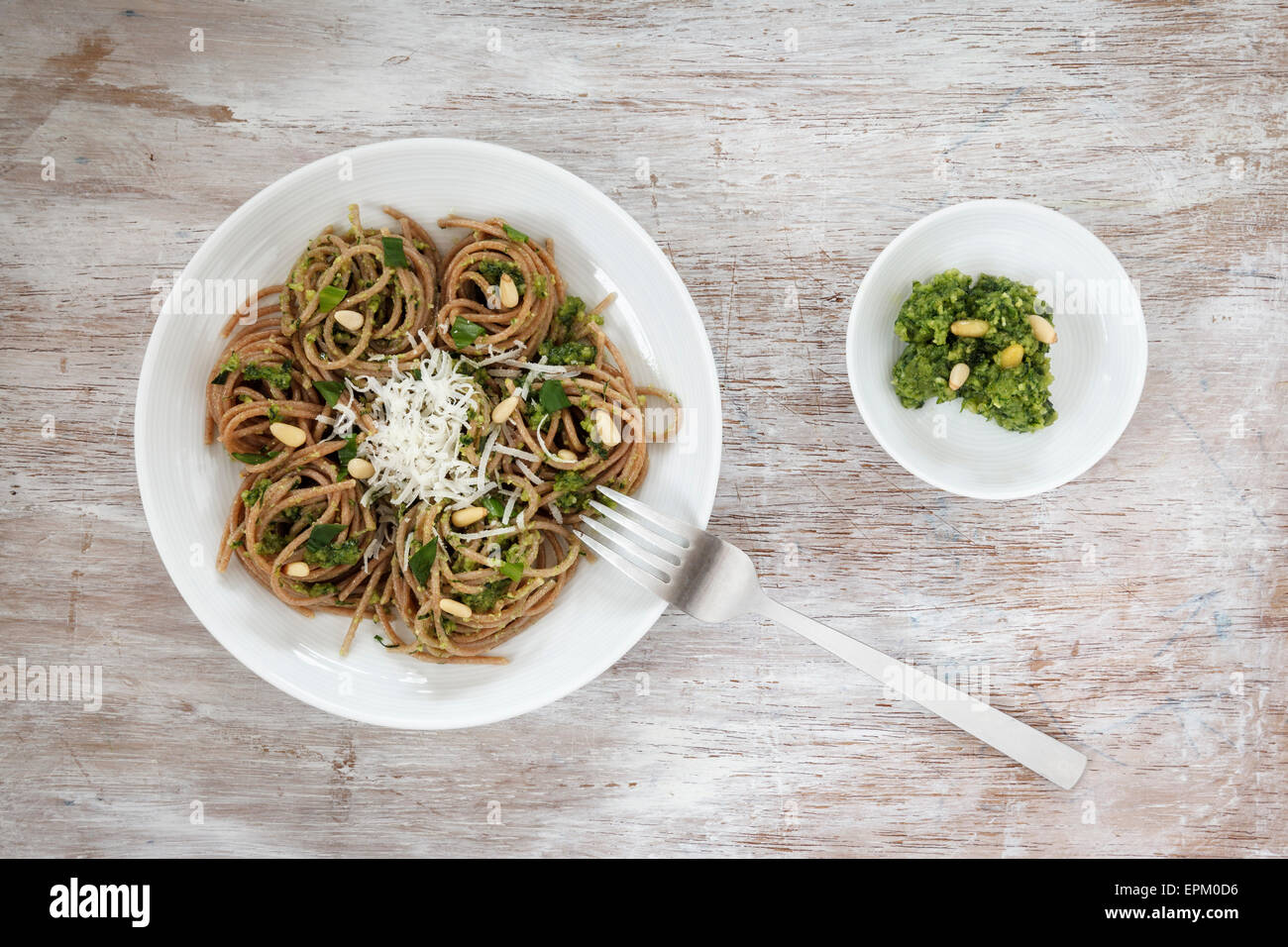 Whole-grain spelt spaghetti with ramson pesto Stock Photo - Alamy