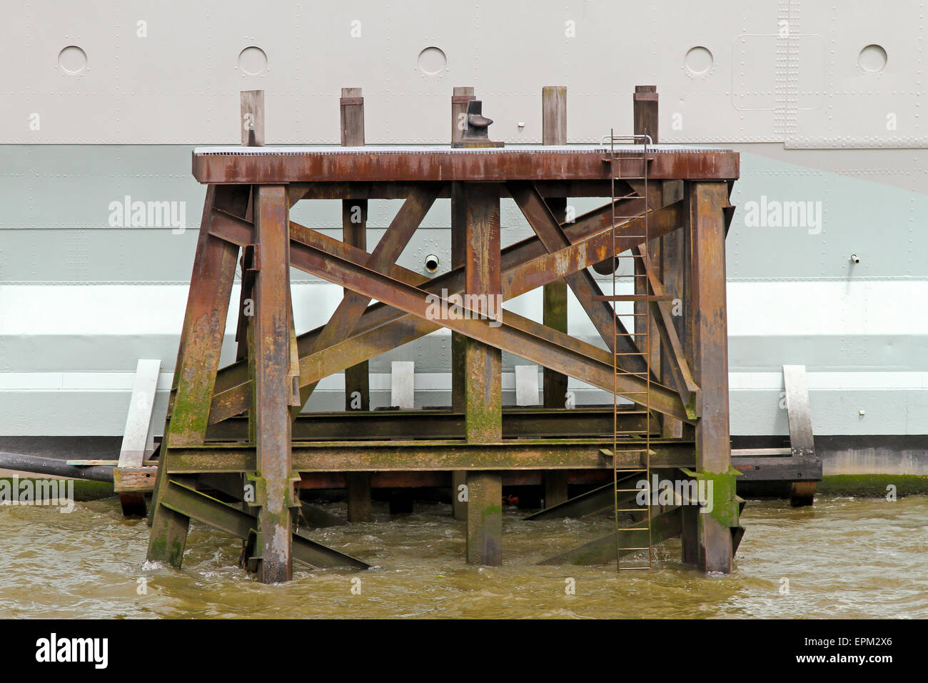 Ship dock pier Stock Photo - Alamy
