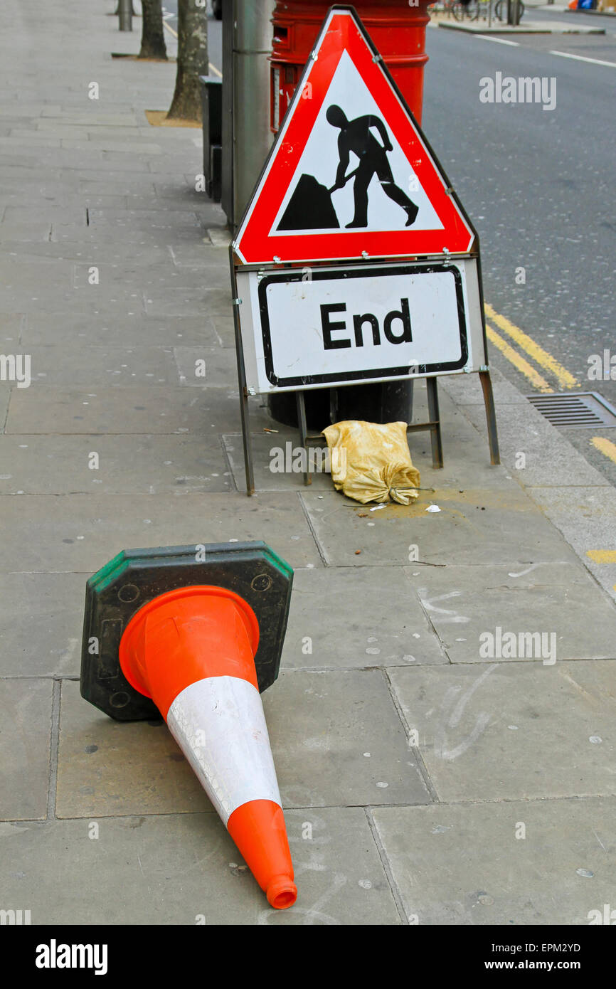End work hi-res stock photography and images - Alamy