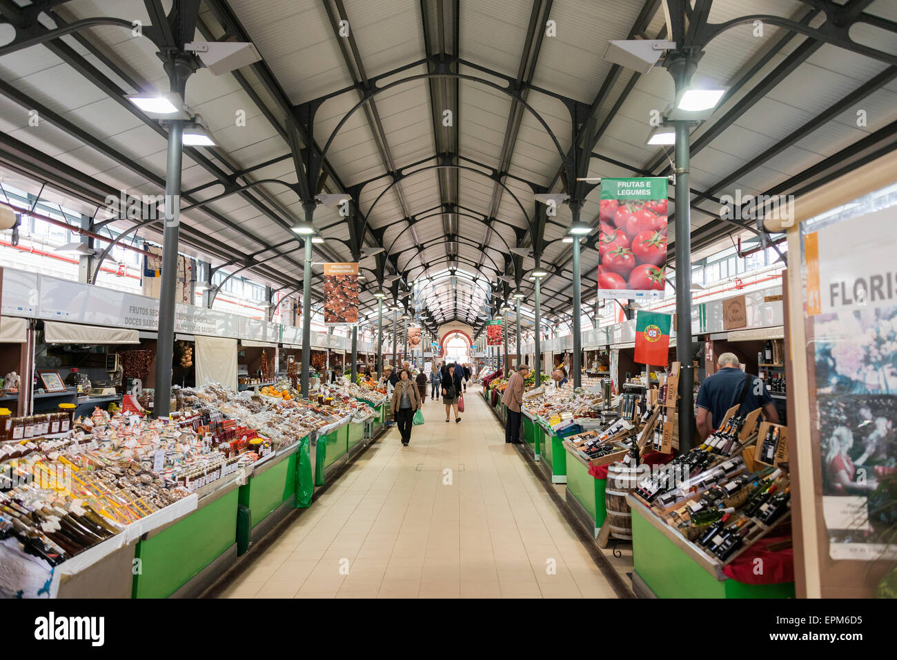 LOULE, PORTUGAL - APRIL 4: Interior of the traditional portuguese ...