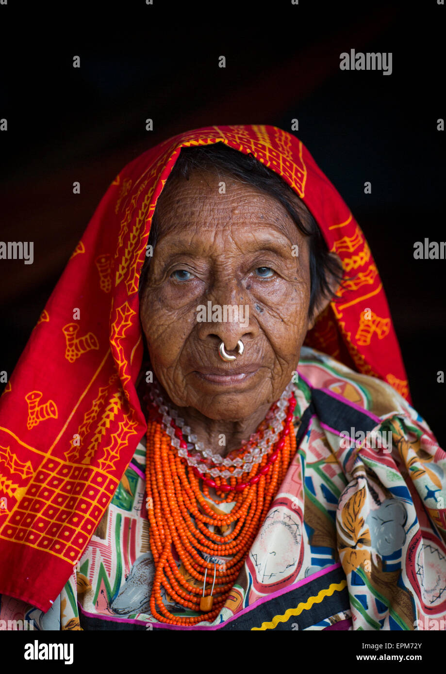 Panama, San Blas Islands, Mamitupu, Portrait Of An Old Kuna Tribe Woman ...