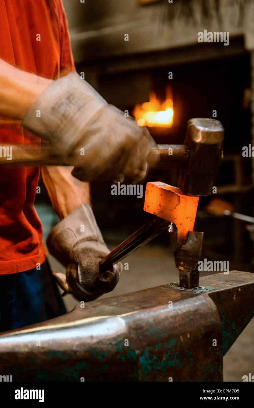 Part forging forging hi-res stock photography and images - Alamy