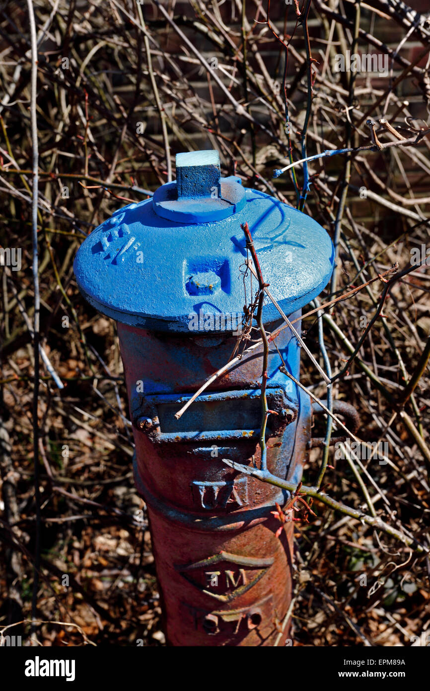 Pipe fixture hi-res stock photography and images - Alamy