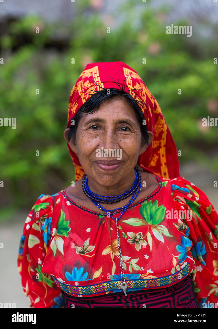 Panama, San Blas Islands, Mamitupu, Portrait Of Kuna Tribe Woman Stock ...