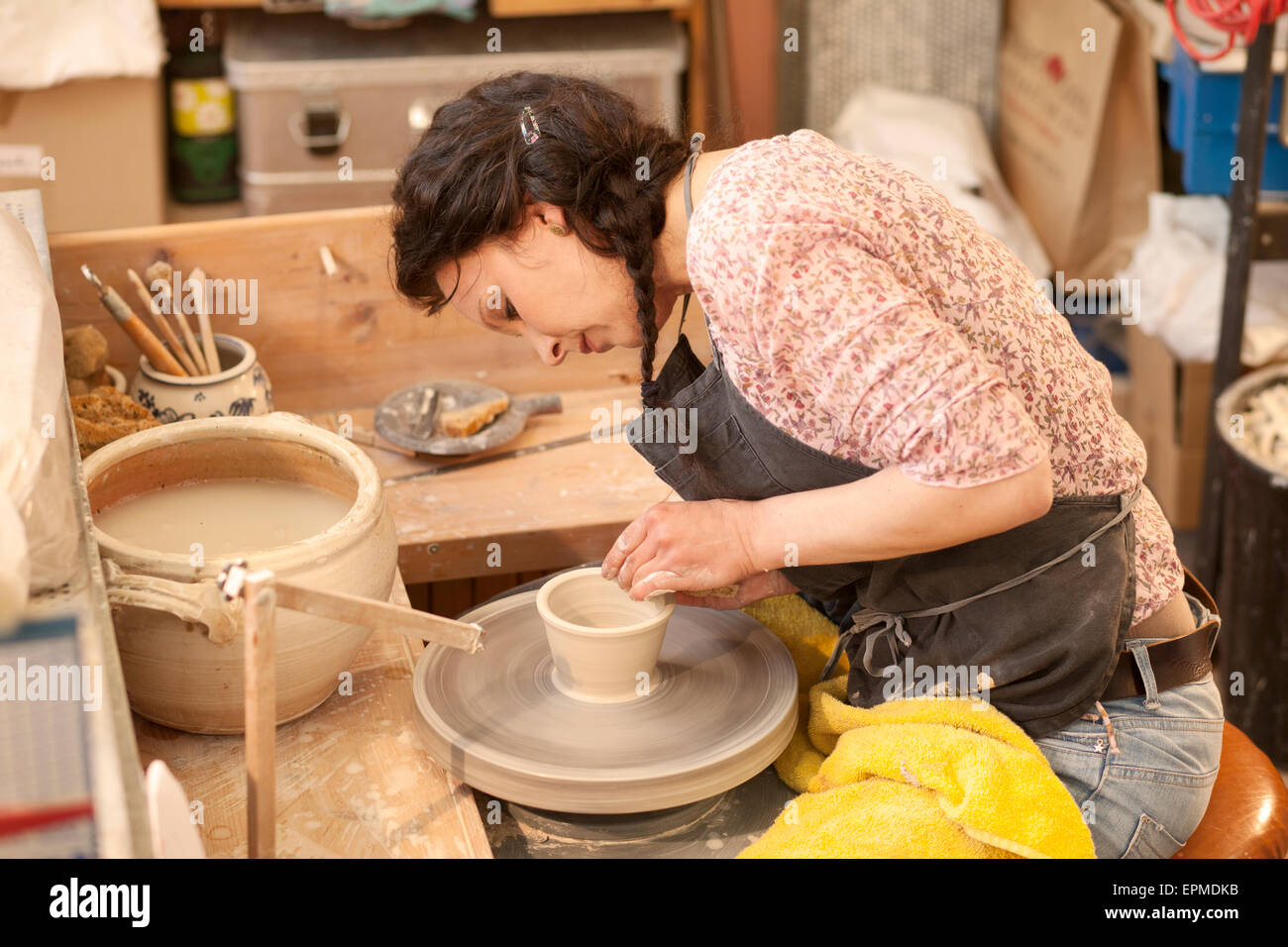 Earthenware bending pot hi-res stock photography and images - Alamy