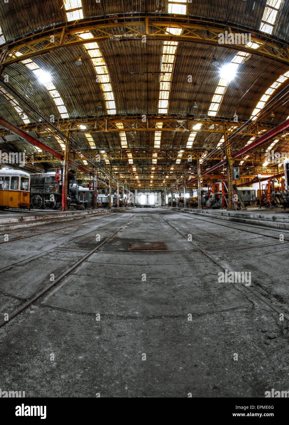 Industrial building interior hi-res stock photography and images - Alamy