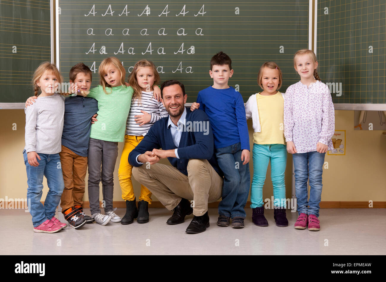 Boy girl class embracing hi-res stock photography and images - Alamy