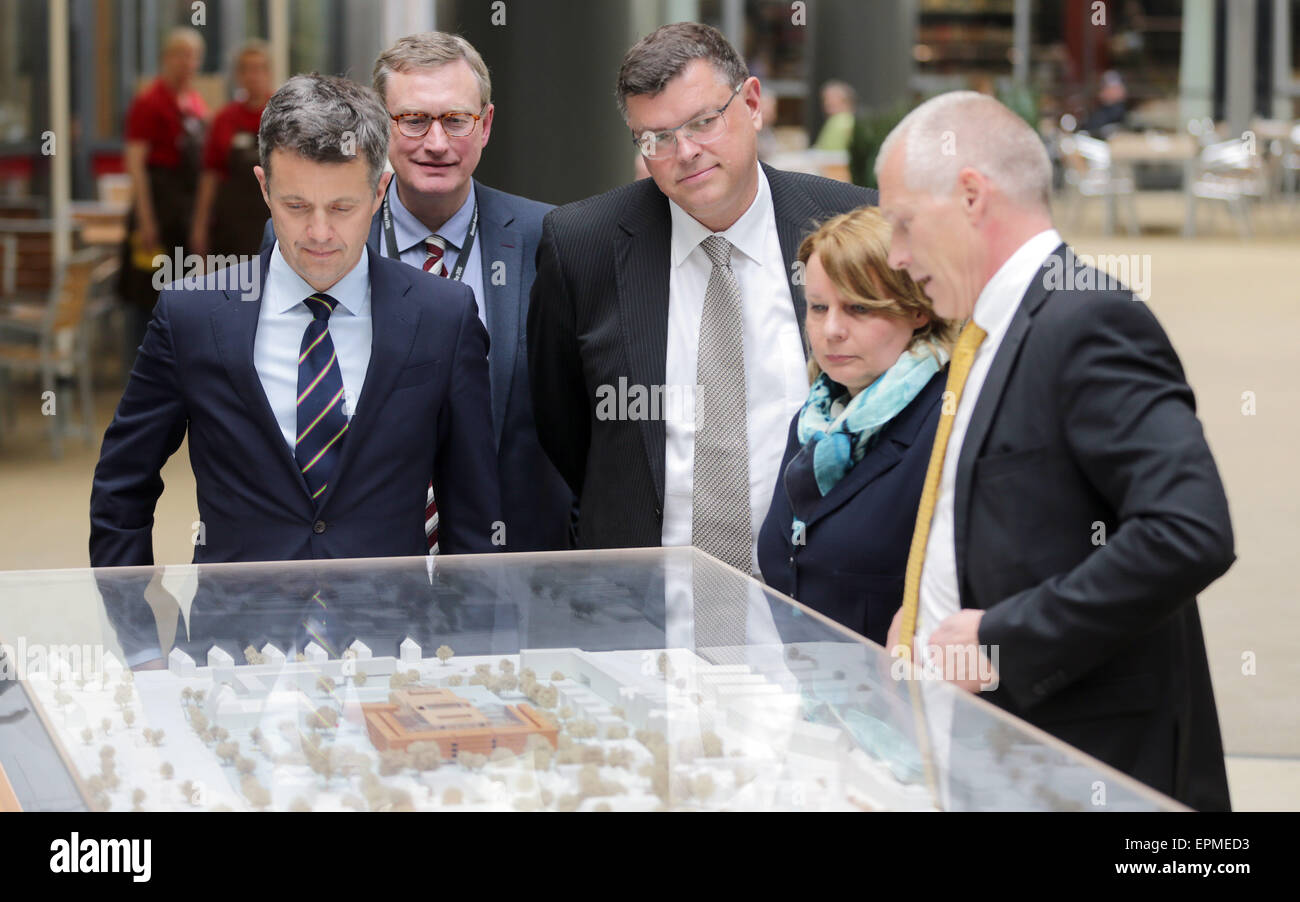 Hamburg, Germany. 19th May, 2015. Spokesman Asklepios Kliniken Hamburg ...