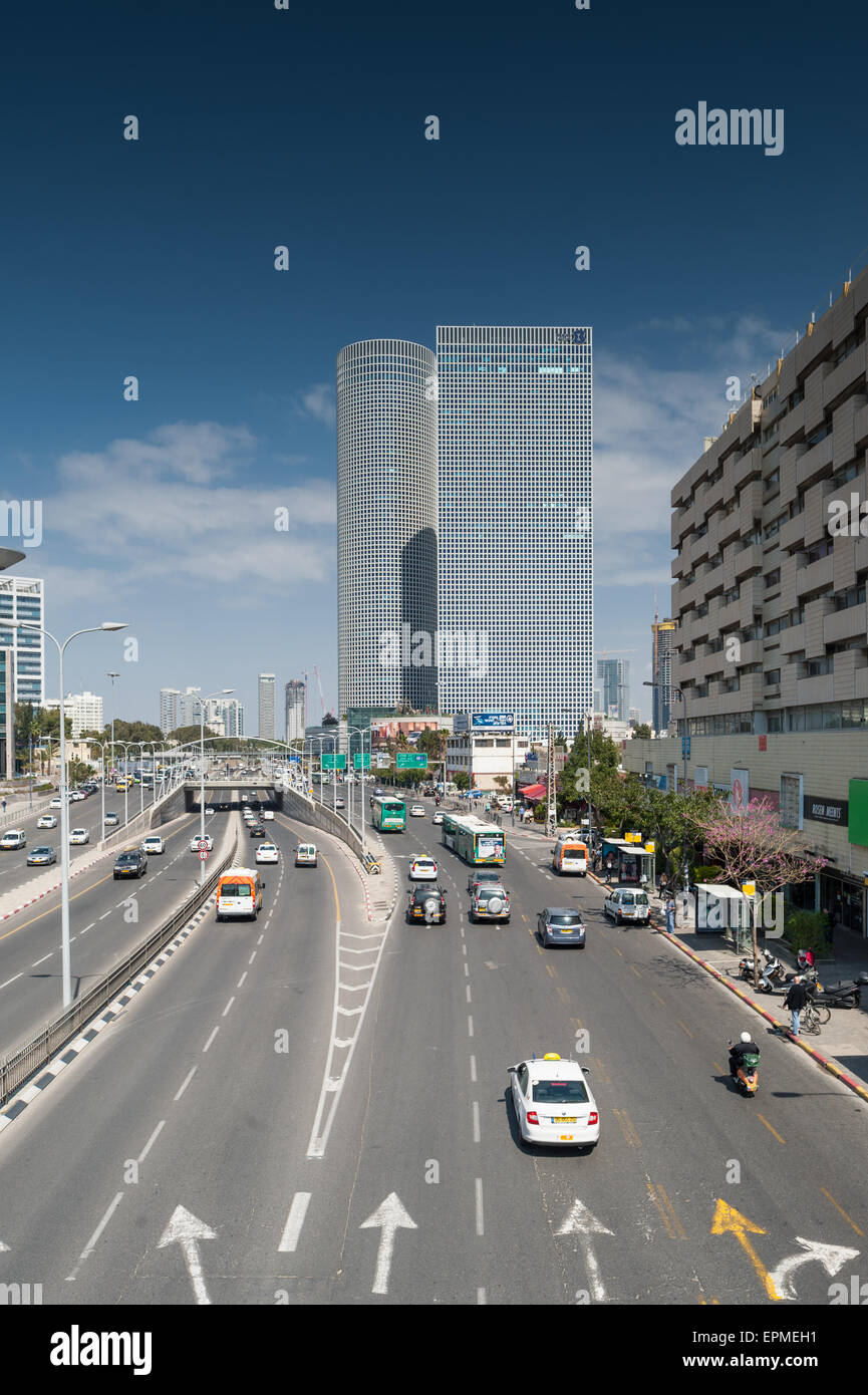 Azrieli center towers hi-res stock photography and images - Alamy