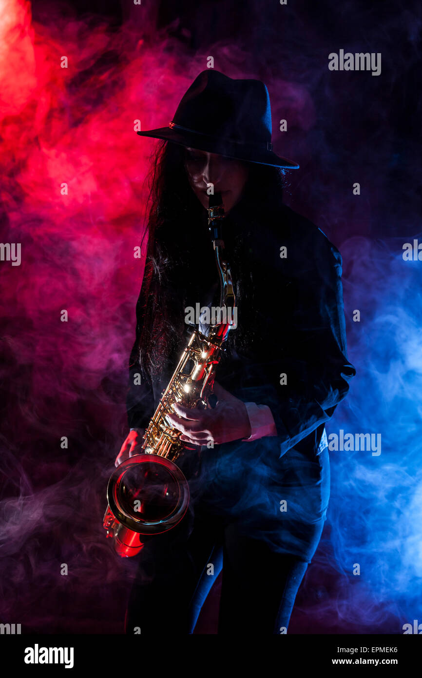 Female jazz saxophonist hi-res stock photography and images - Alamy