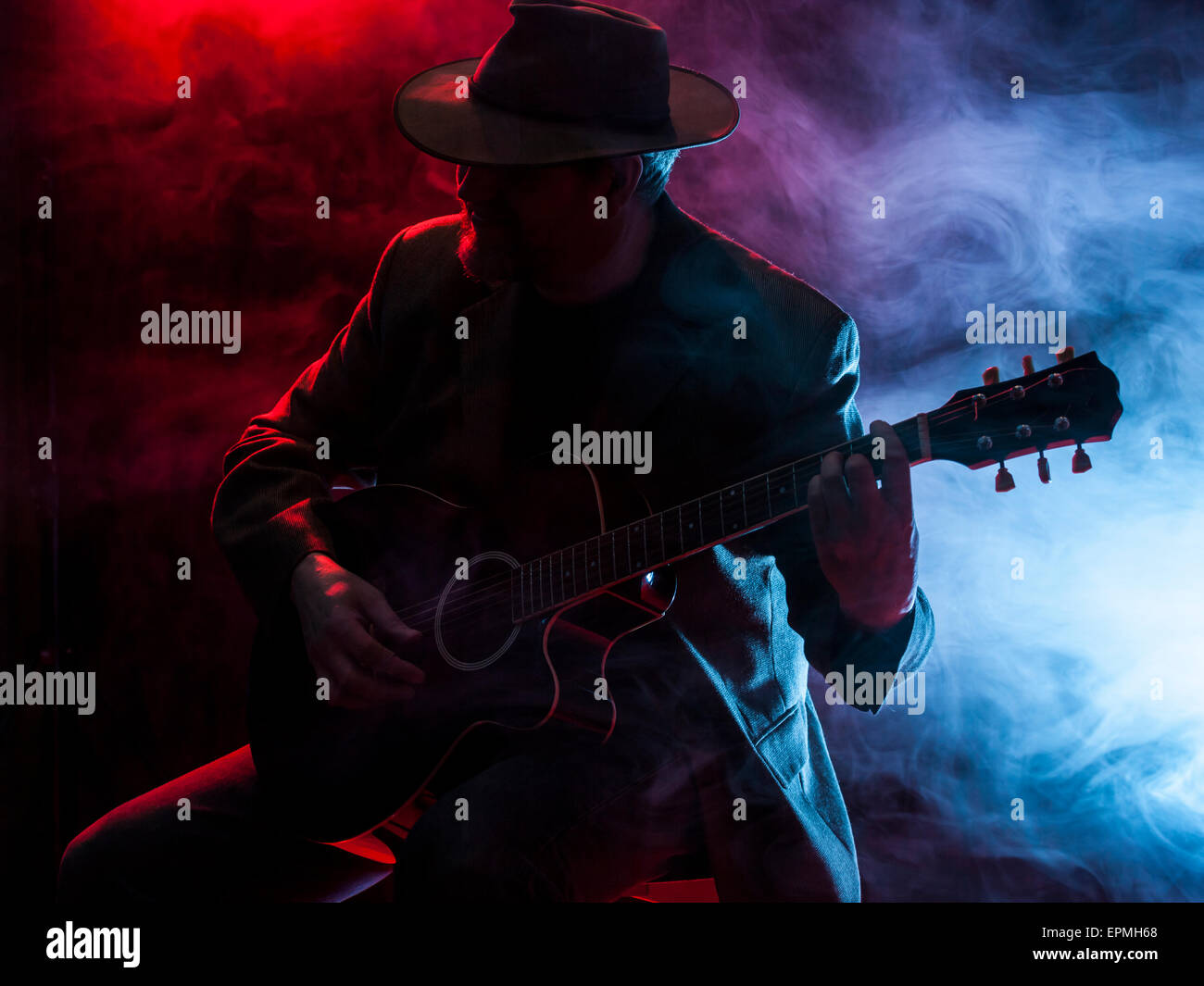 Shadow stage guitar hi-res stock photography and images - Alamy