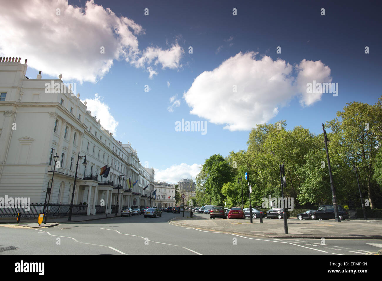 Belgrave Square which surrounds Belgrave Square Garden, Grosvenor ...