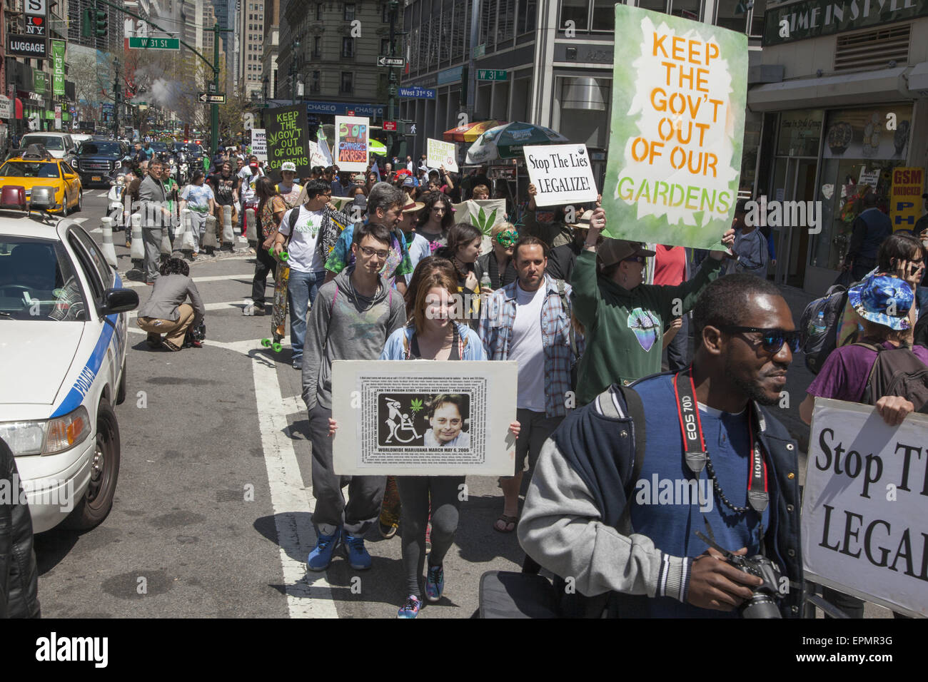 Marijuana signs hi-res stock photography and images - Alamy