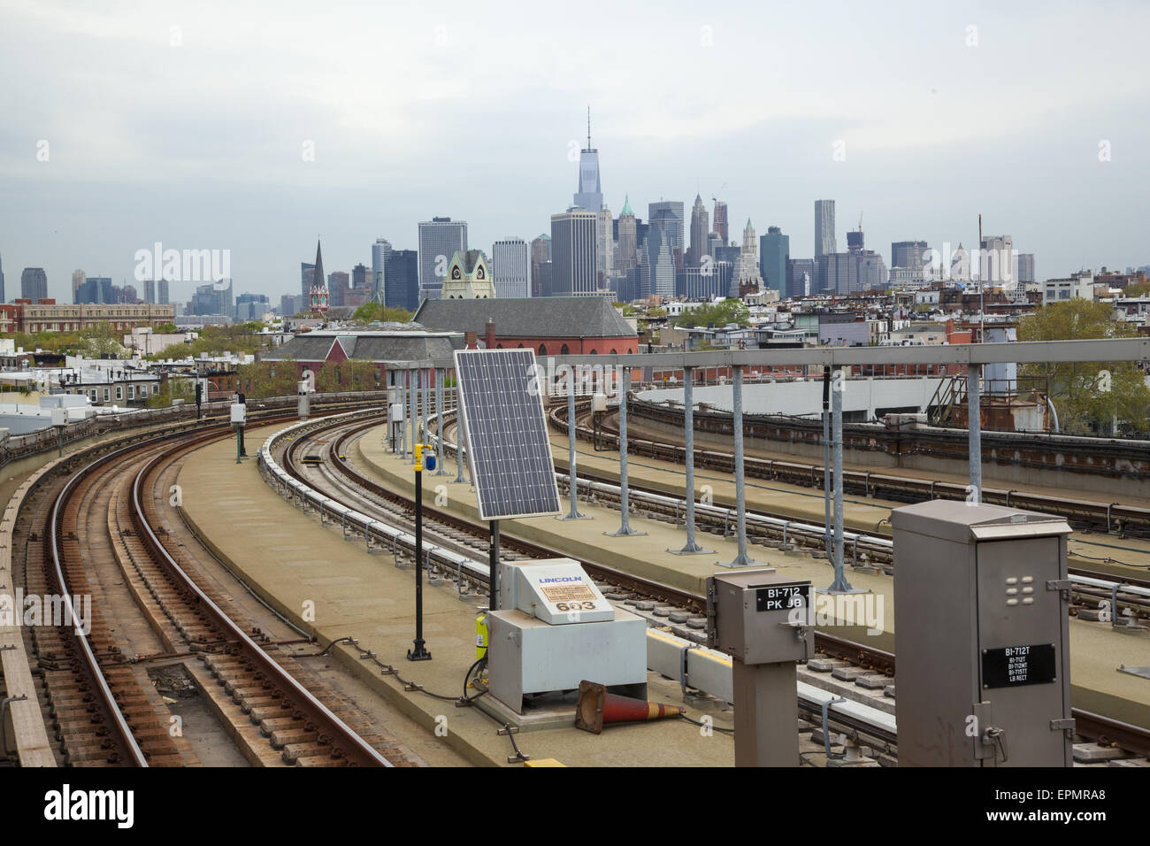 F train hi-res stock photography and images - Alamy