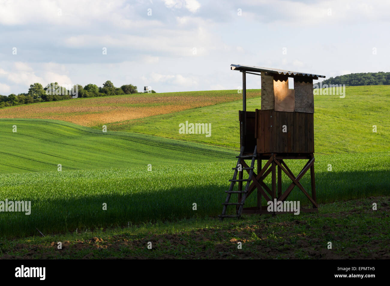 High stand hi-res stock photography and images - Alamy