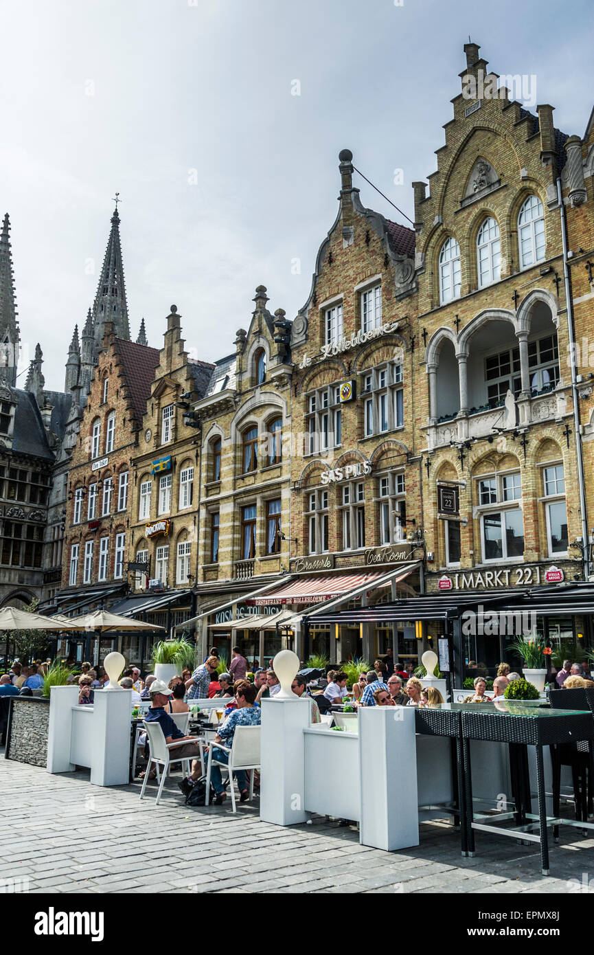 Cloth hall ypres hi-res stock photography and images - Alamy