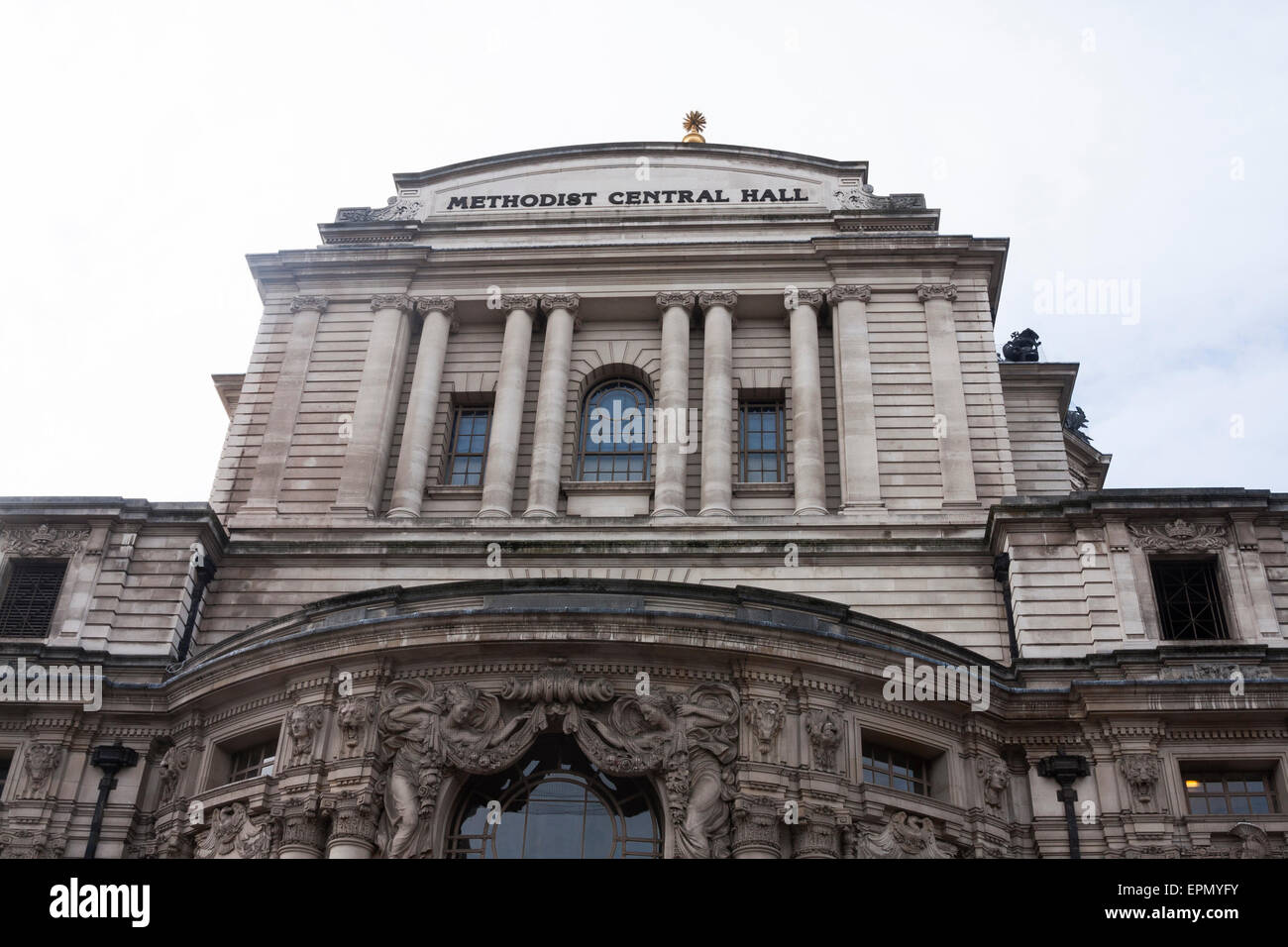 Westminster hall exterior hi-res stock photography and images - Alamy