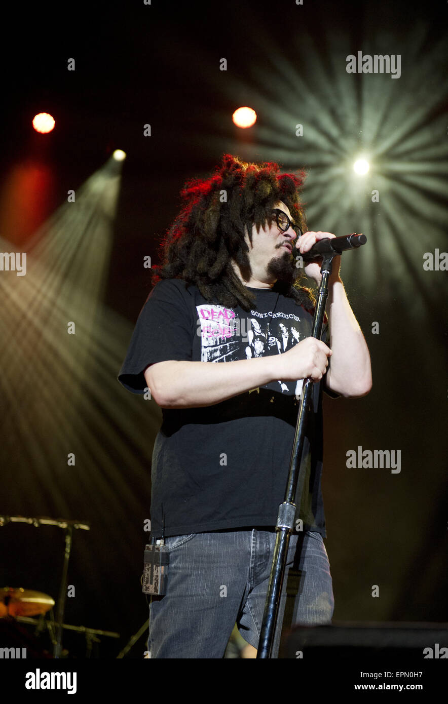 American rock band Counting Crows perform at the Heineken Music Hall in ...
