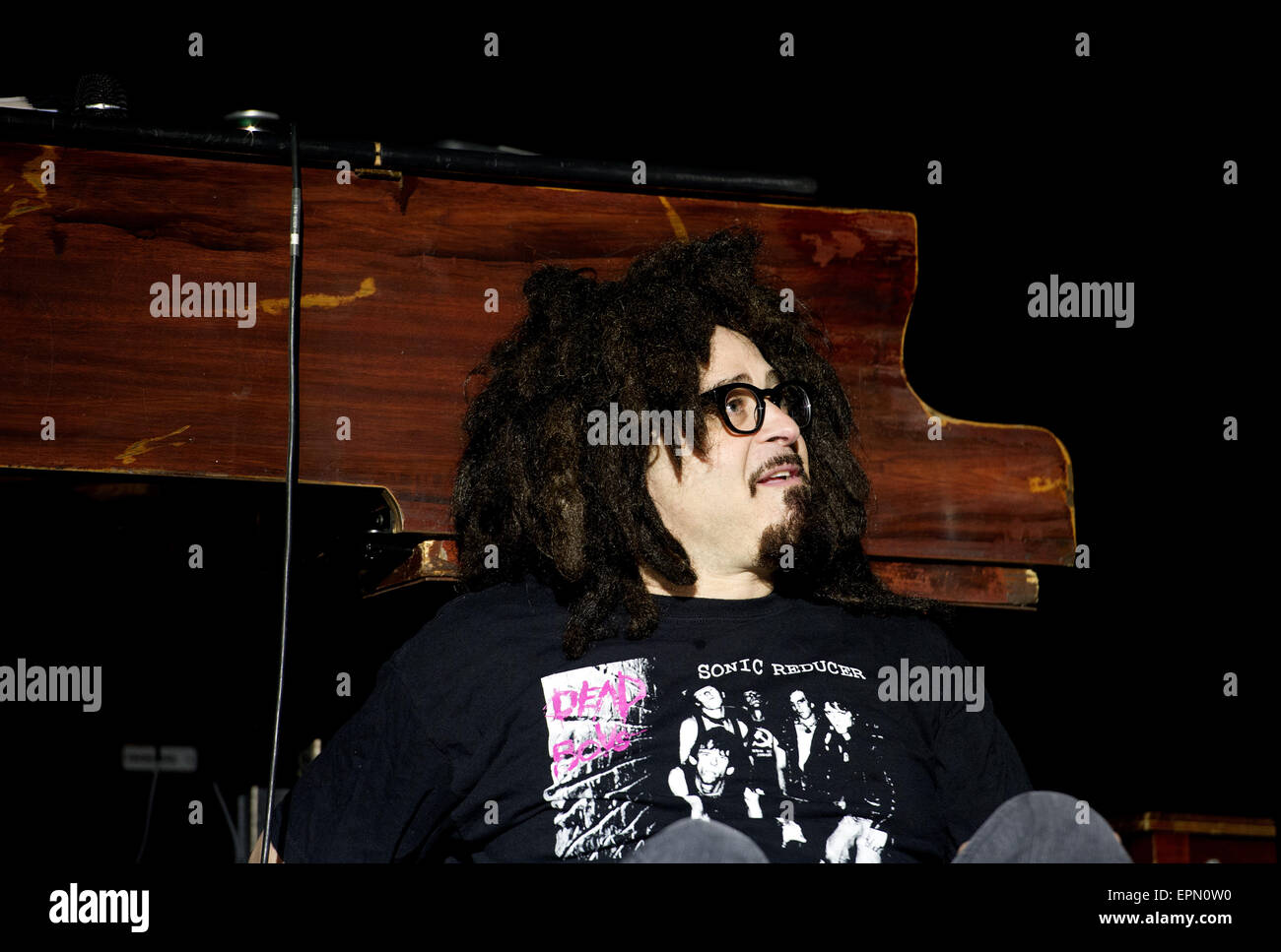 American rock band Counting Crows perform at the Heineken Music Hall in ...