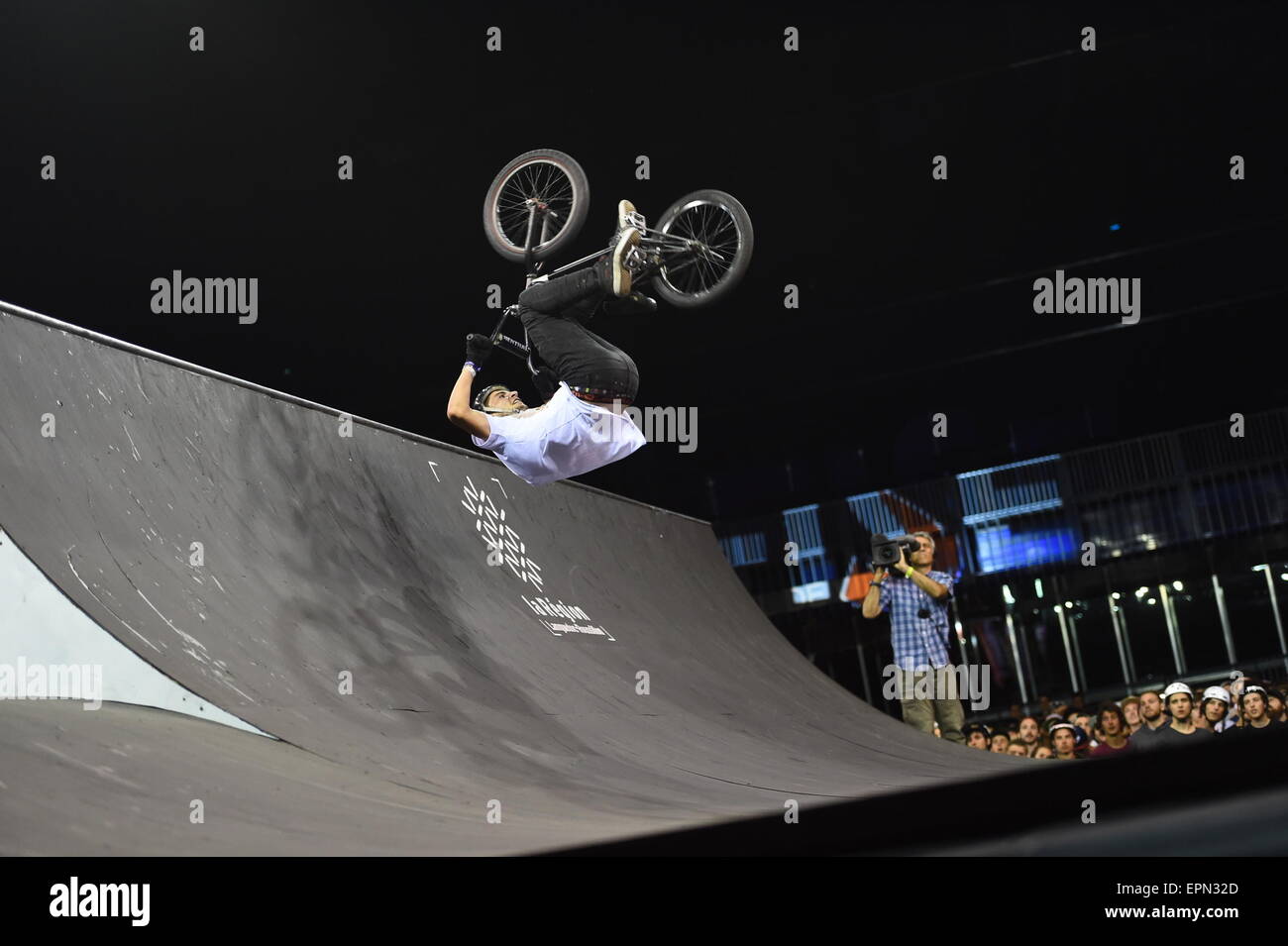 Illustration BMX Spine Ramp - 14.05.2015 - Festival international des ...