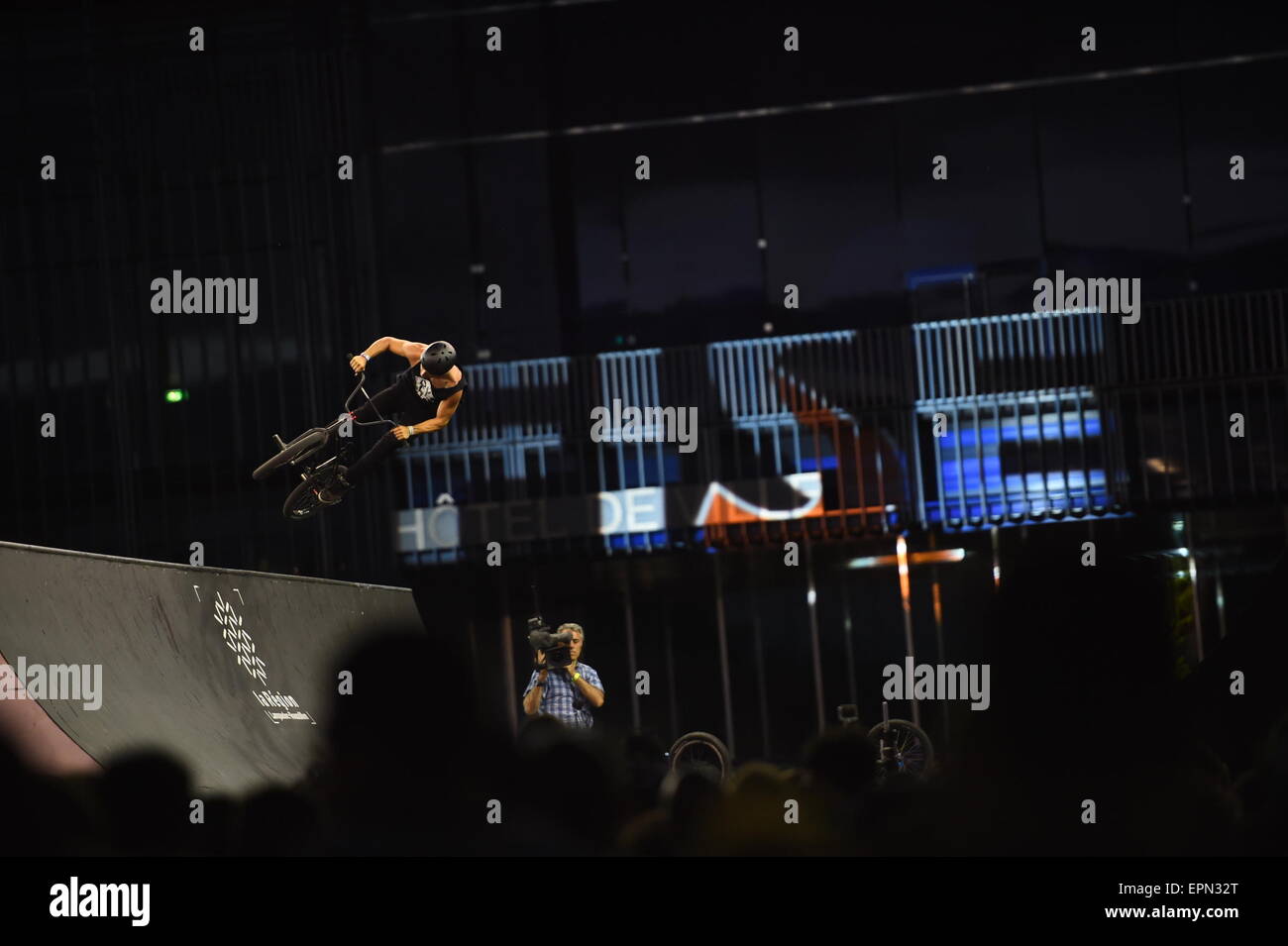 Illustration BMX Spine Ramp - 14.05.2015 - Festival international des ...